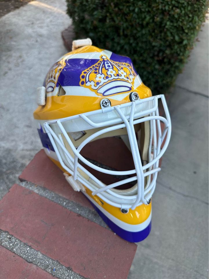 Warwick Goalie Mask | SidelineSwap