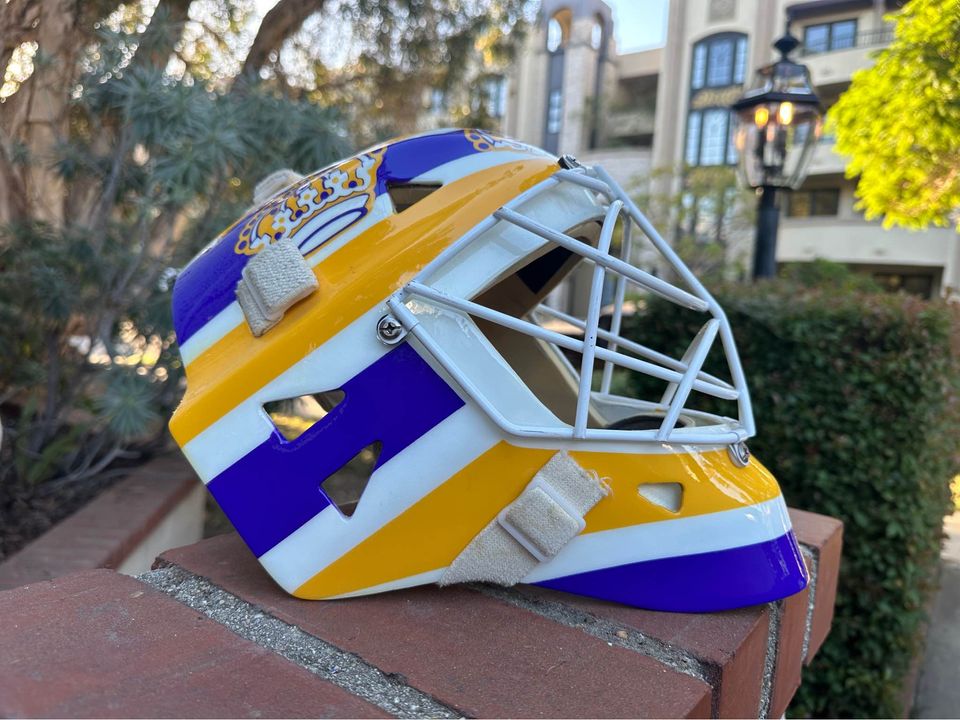Warwick Goalie Mask | SidelineSwap
