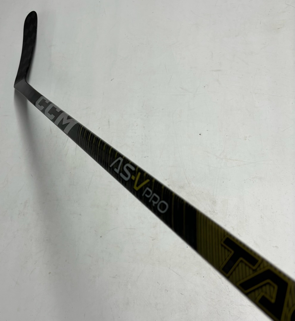 CCM ASV PRO RH GRIP PRO STOCK HOCKEY STICK 80 FLEX P88 NEW(11474 ...