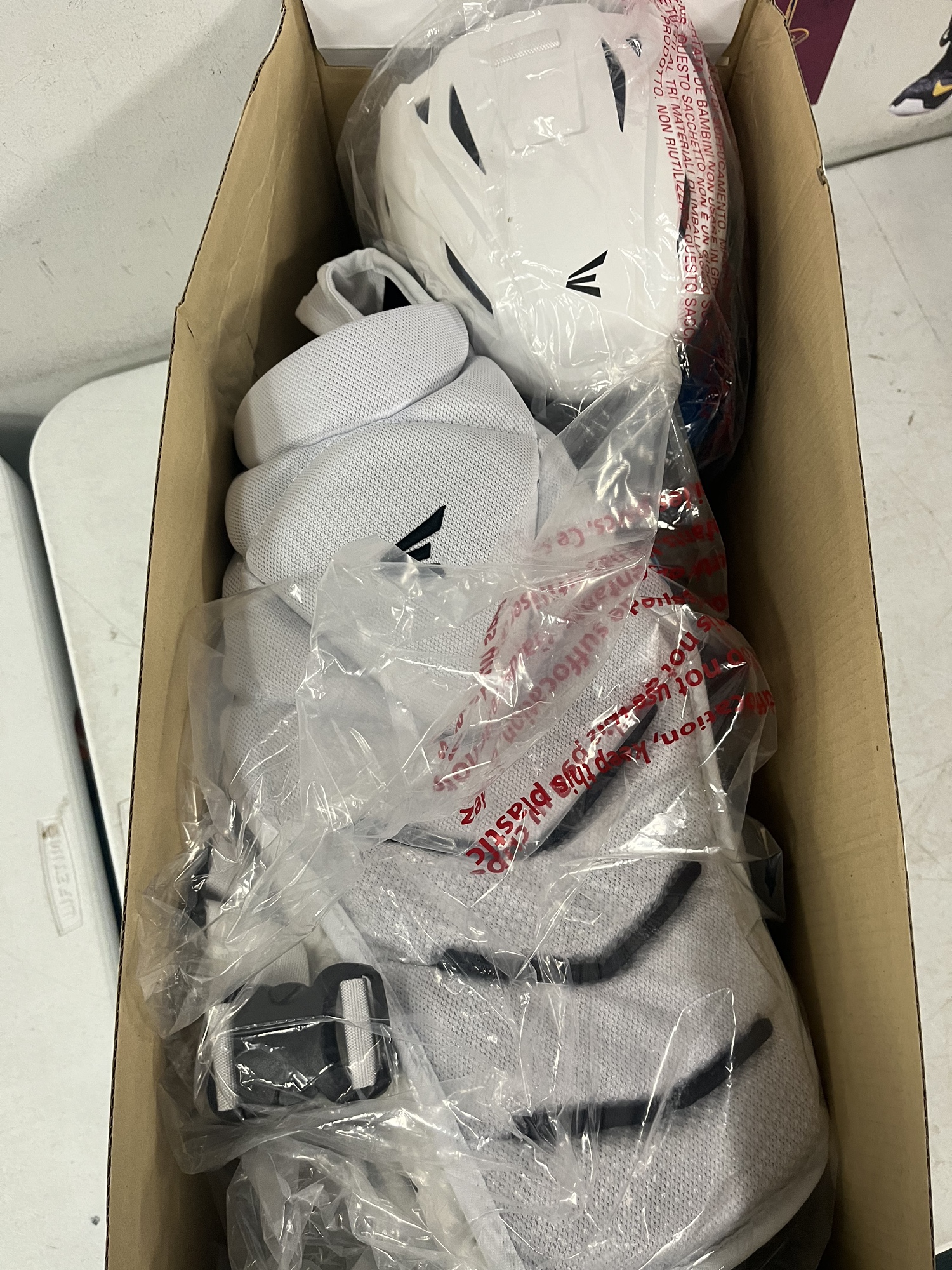 Easton Jen Schro The Very Best Catcher's Set | SidelineSwap