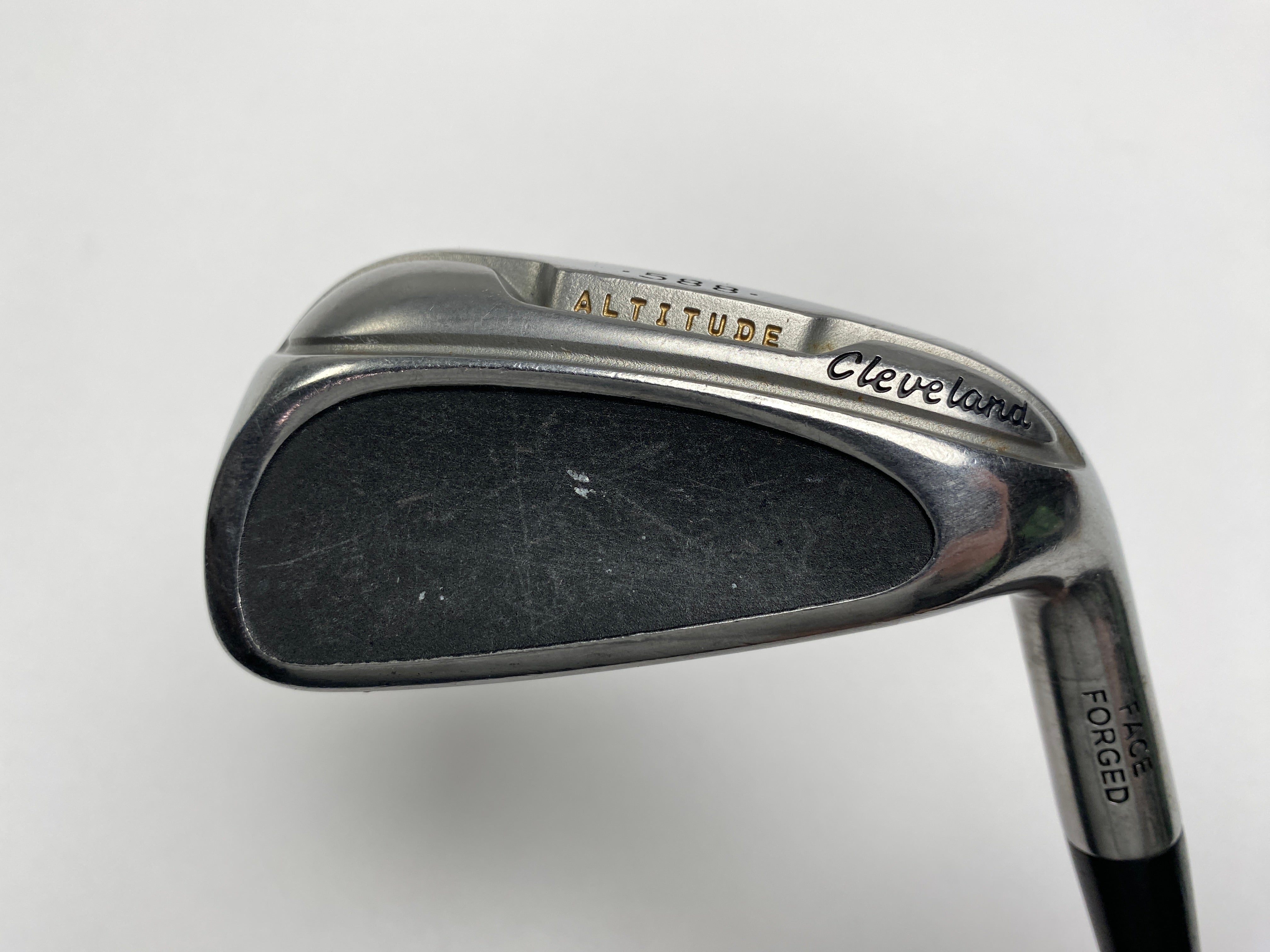 Cleveland 588 Altitude Pitching Wedge UST Mamiya Action Lite Senior ...