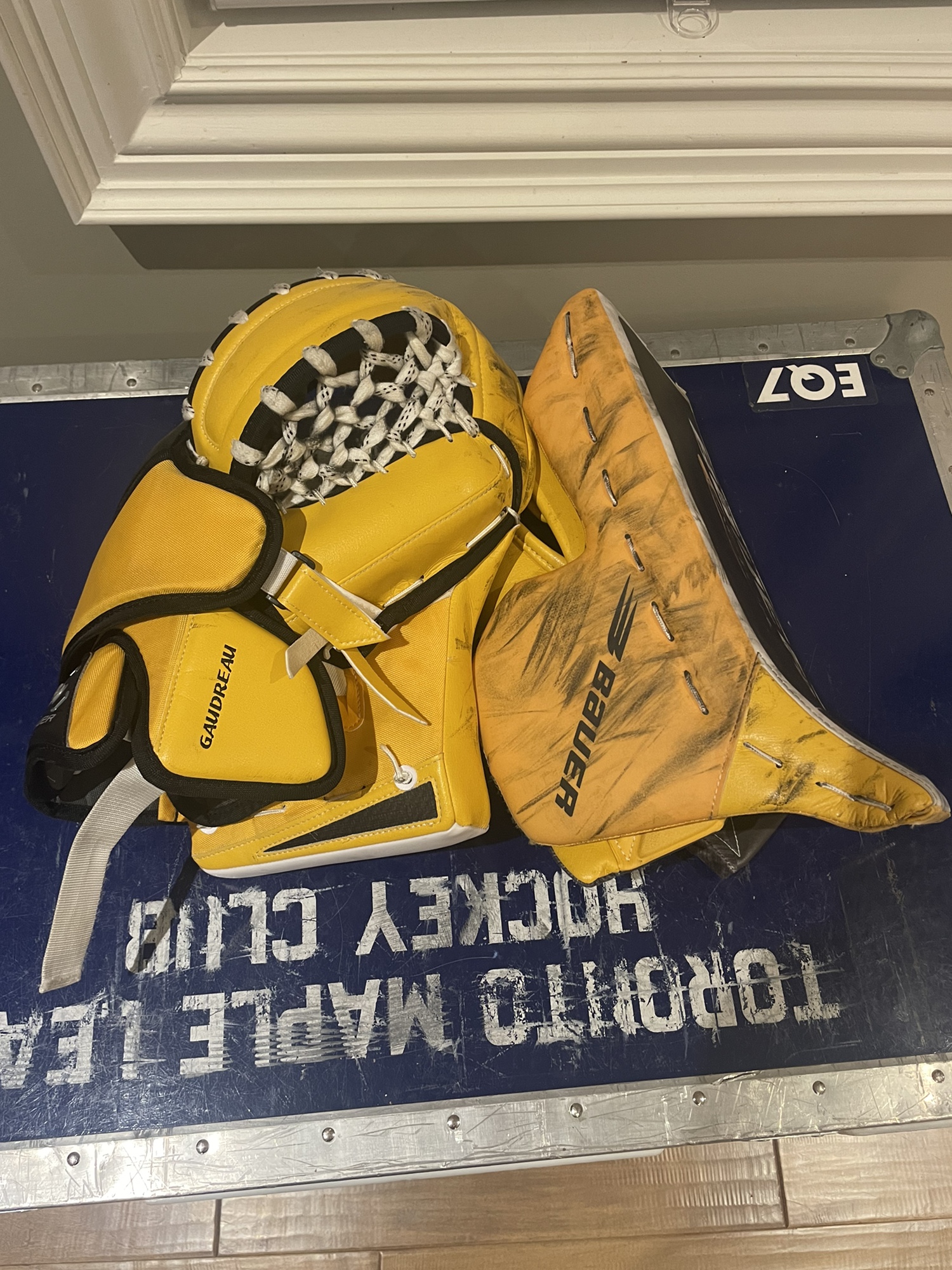 Pro Stock Bauer Digiprint Glove & Blocker Set | SidelineSwap