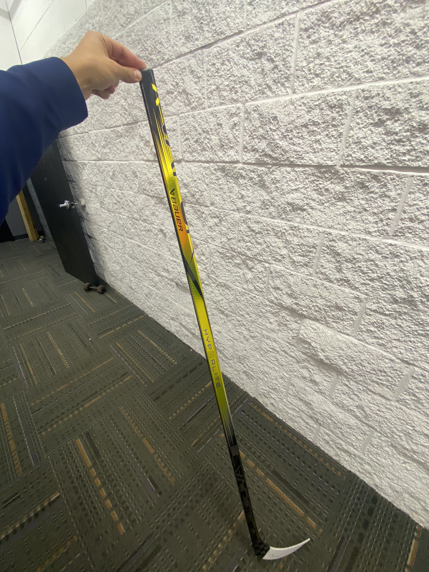 Custom Hyperlite 2, RH 65 P02 | SidelineSwap