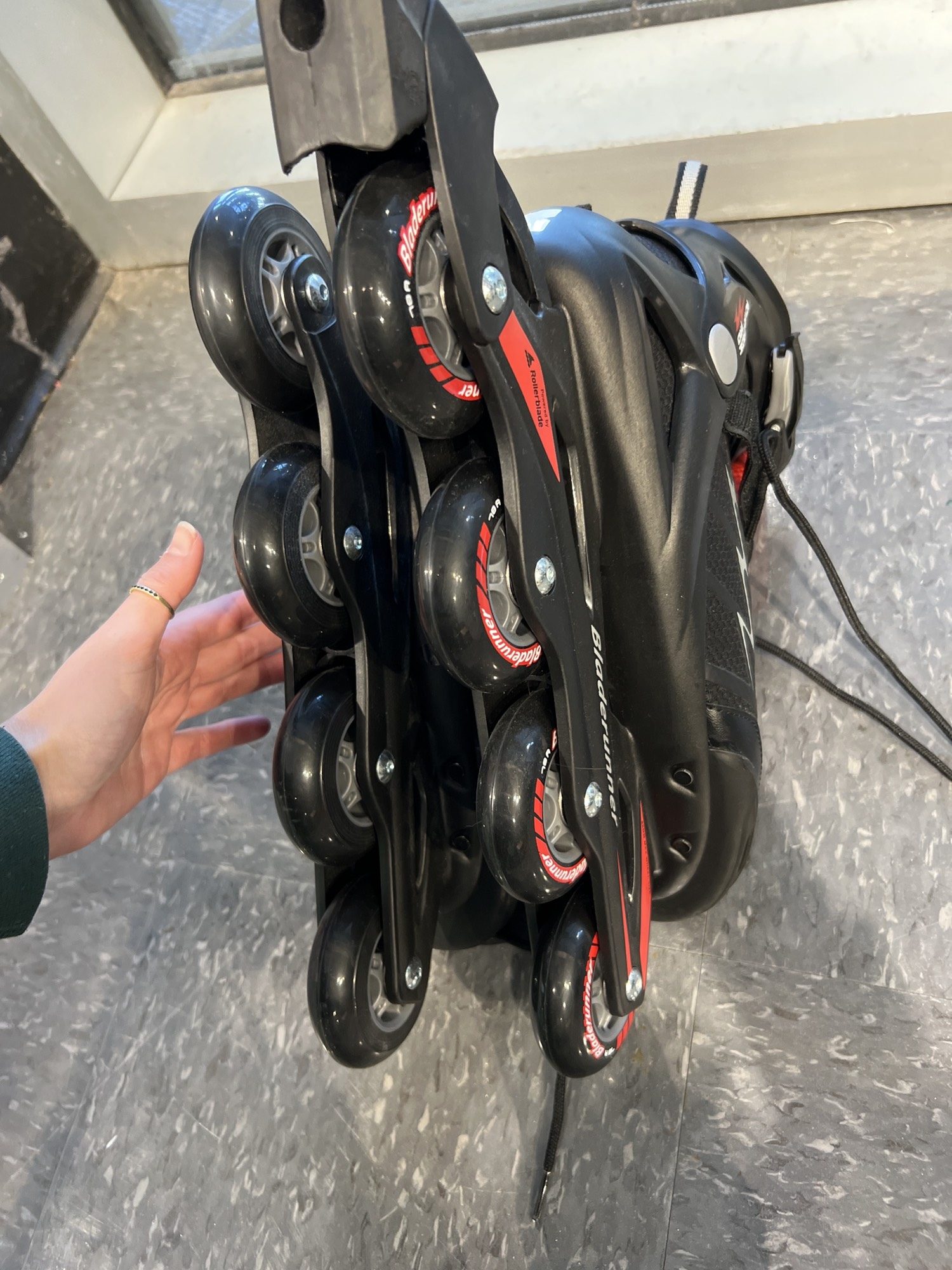 New Bladerunner Advantage Pro Roller Skates D&R (Regular) 10 | SidelineSwap