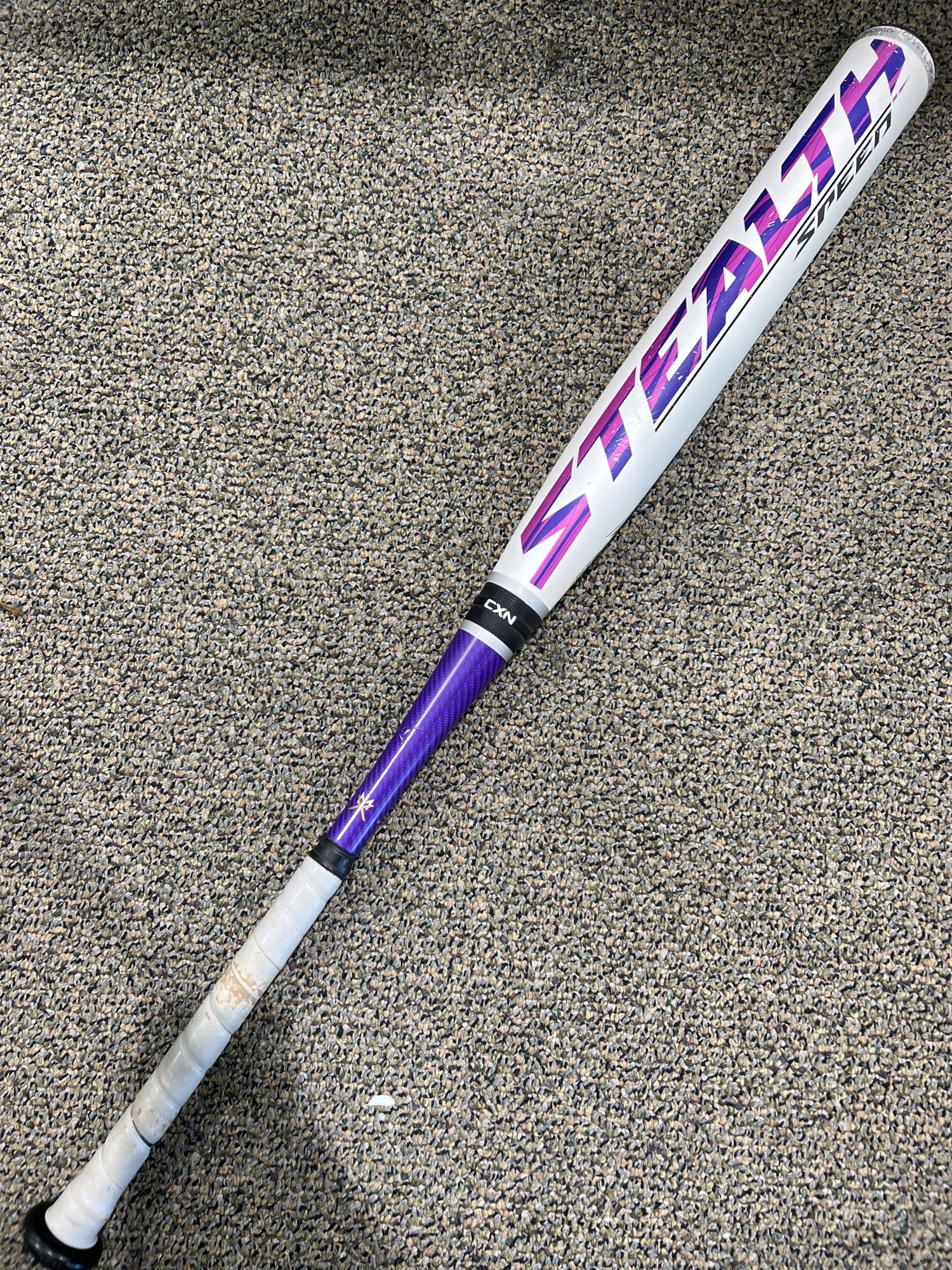 Used Easton Stealth Speed Composite Bat -10 23OZ 33" | SidelineSwap