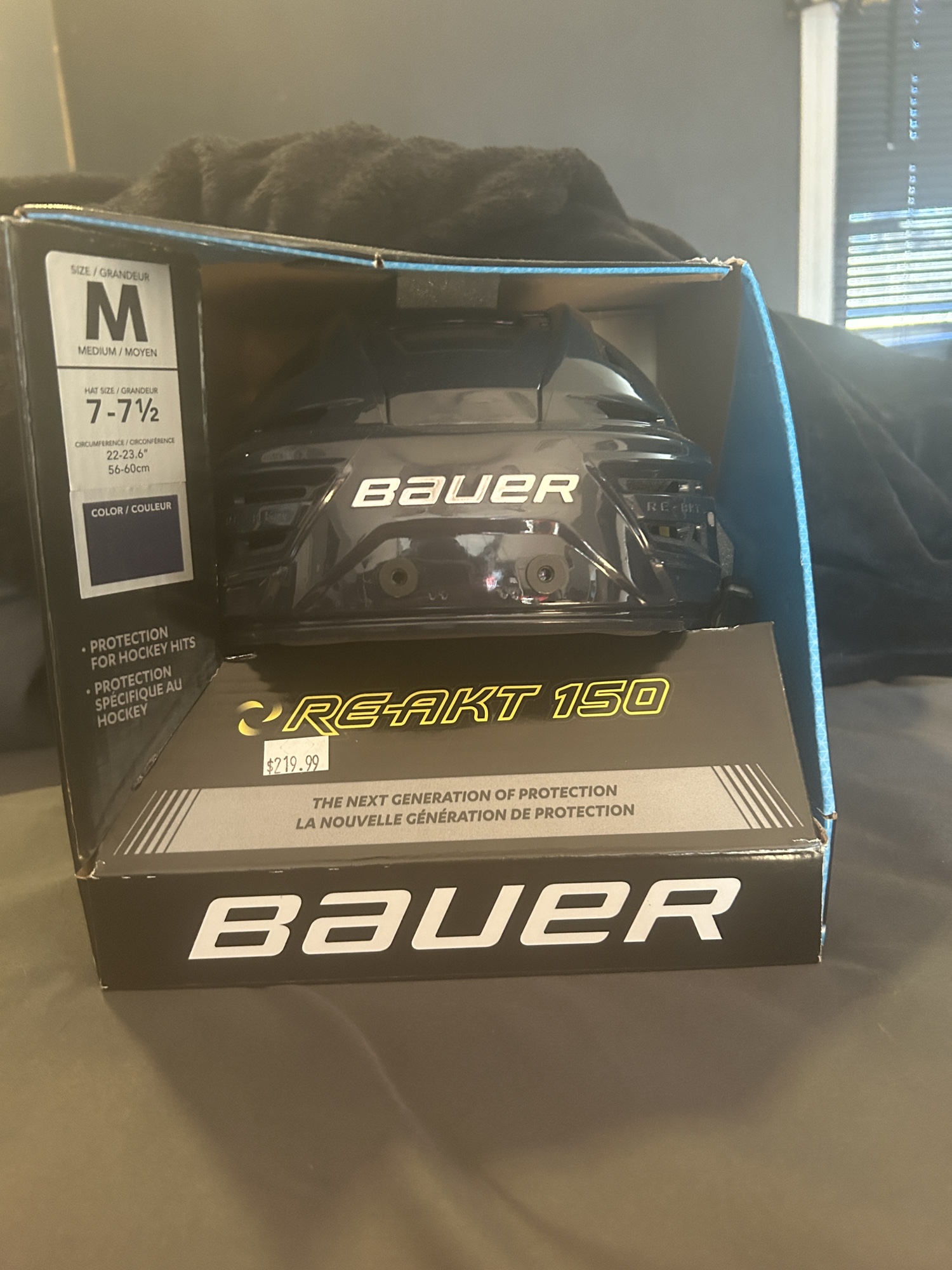 New Medium Bauer Pro Stock Re-Akt 150 Helmet | SidelineSwap