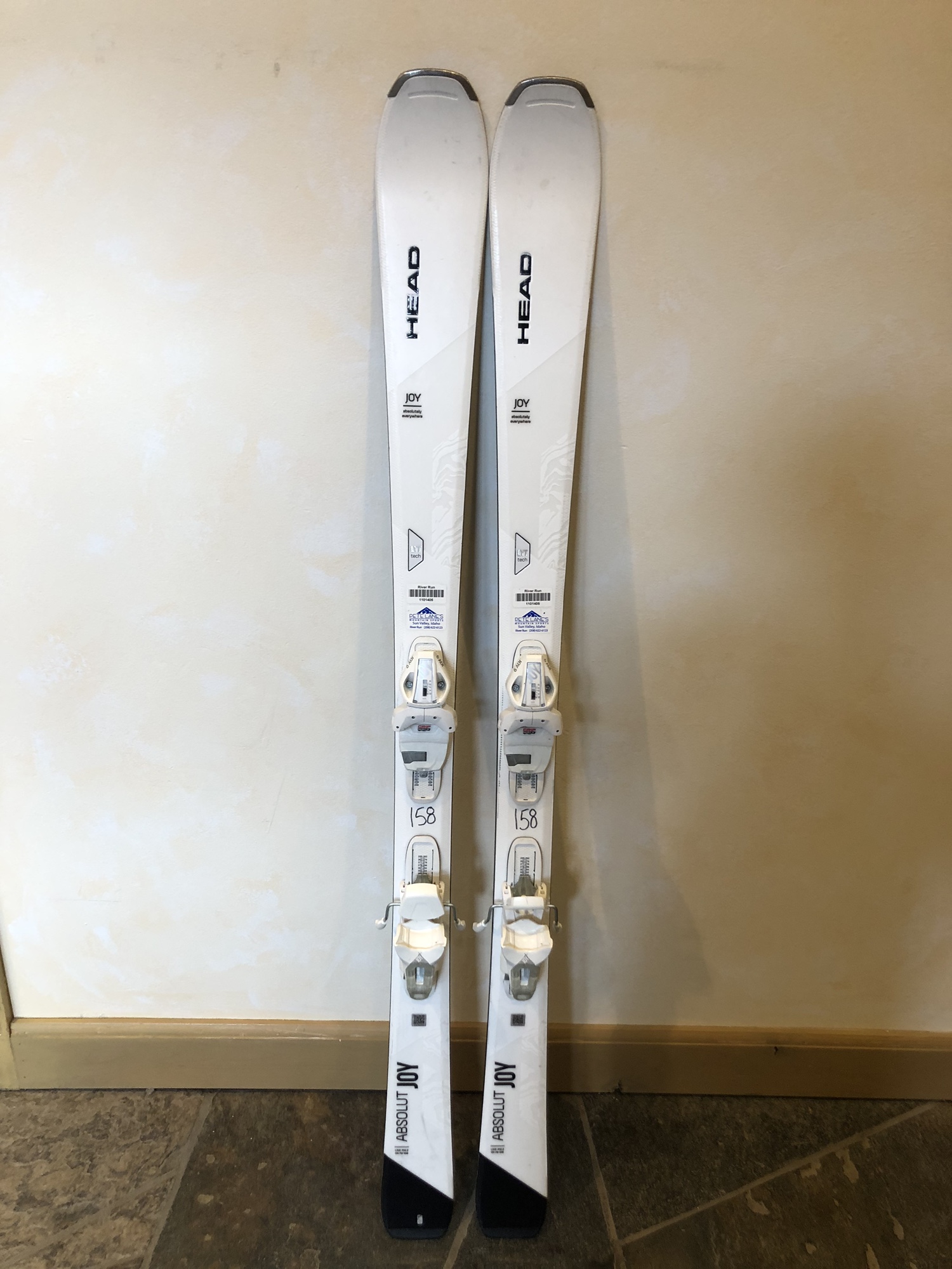 2022 Head Absolute Joy Skis With Bindings 158cm | SidelineSwap