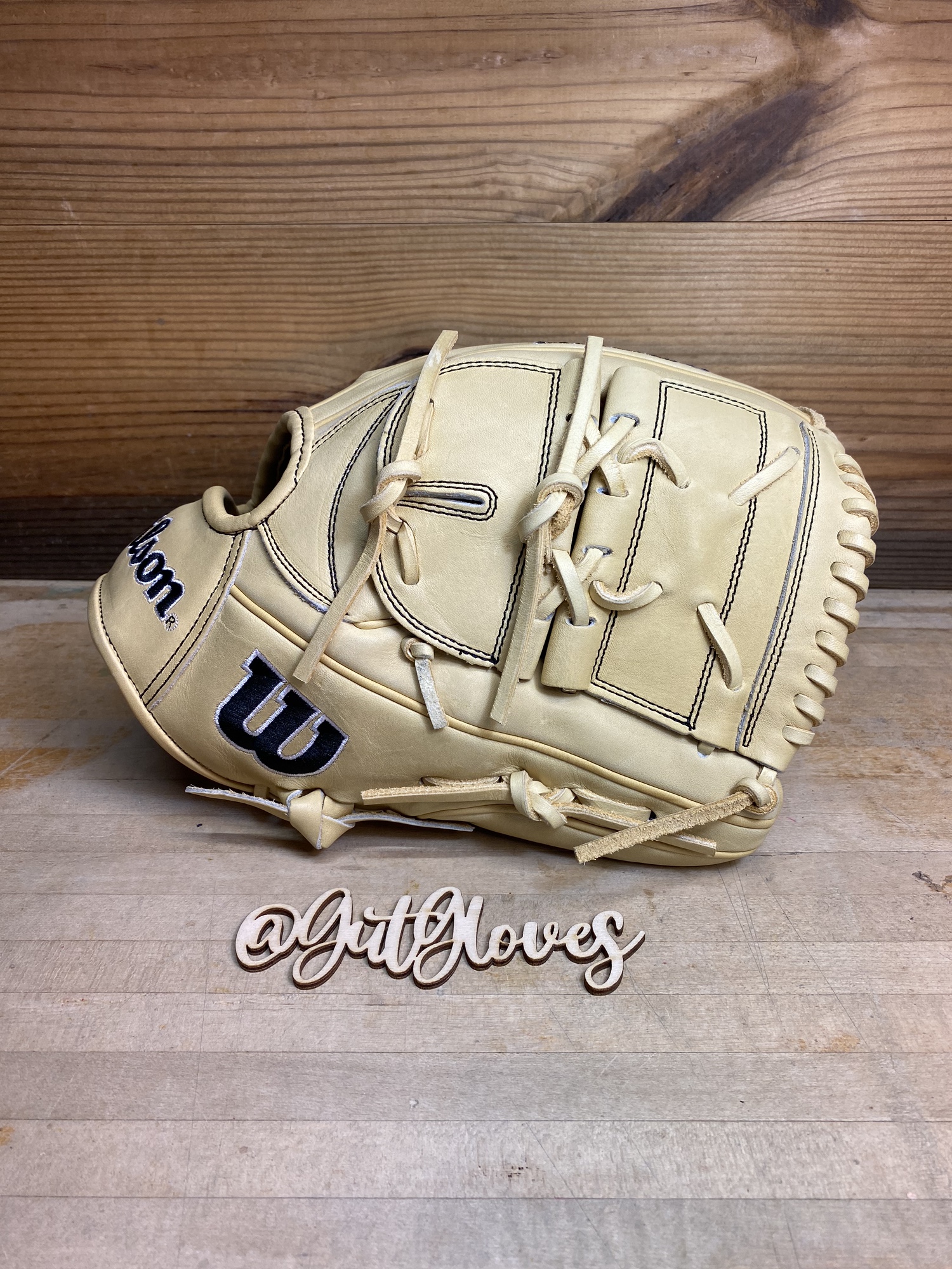 Wilson 12" A2000 B2 Exclusive Edition | SidelineSwap