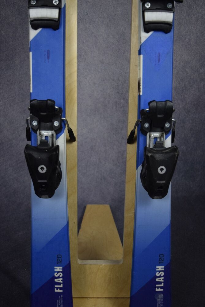 DEFIANCE FLASH JUNIOR SKIS SIZE 120 CM WITH 4.5 AC BINDINGS | SidelineSwap