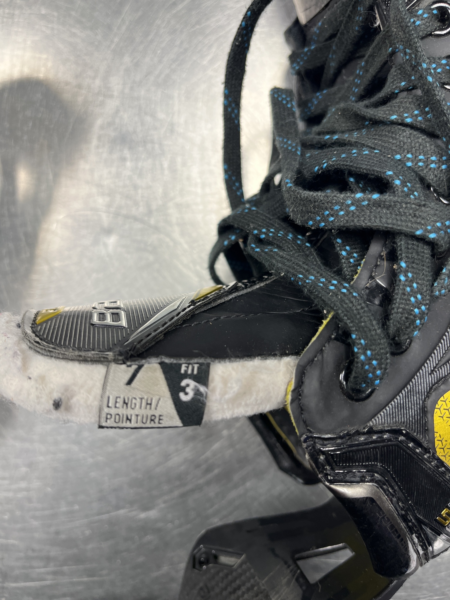 Used Bauer Pro Stock Size 7 Supreme 3S Pro Hockey Skates | SidelineSwap