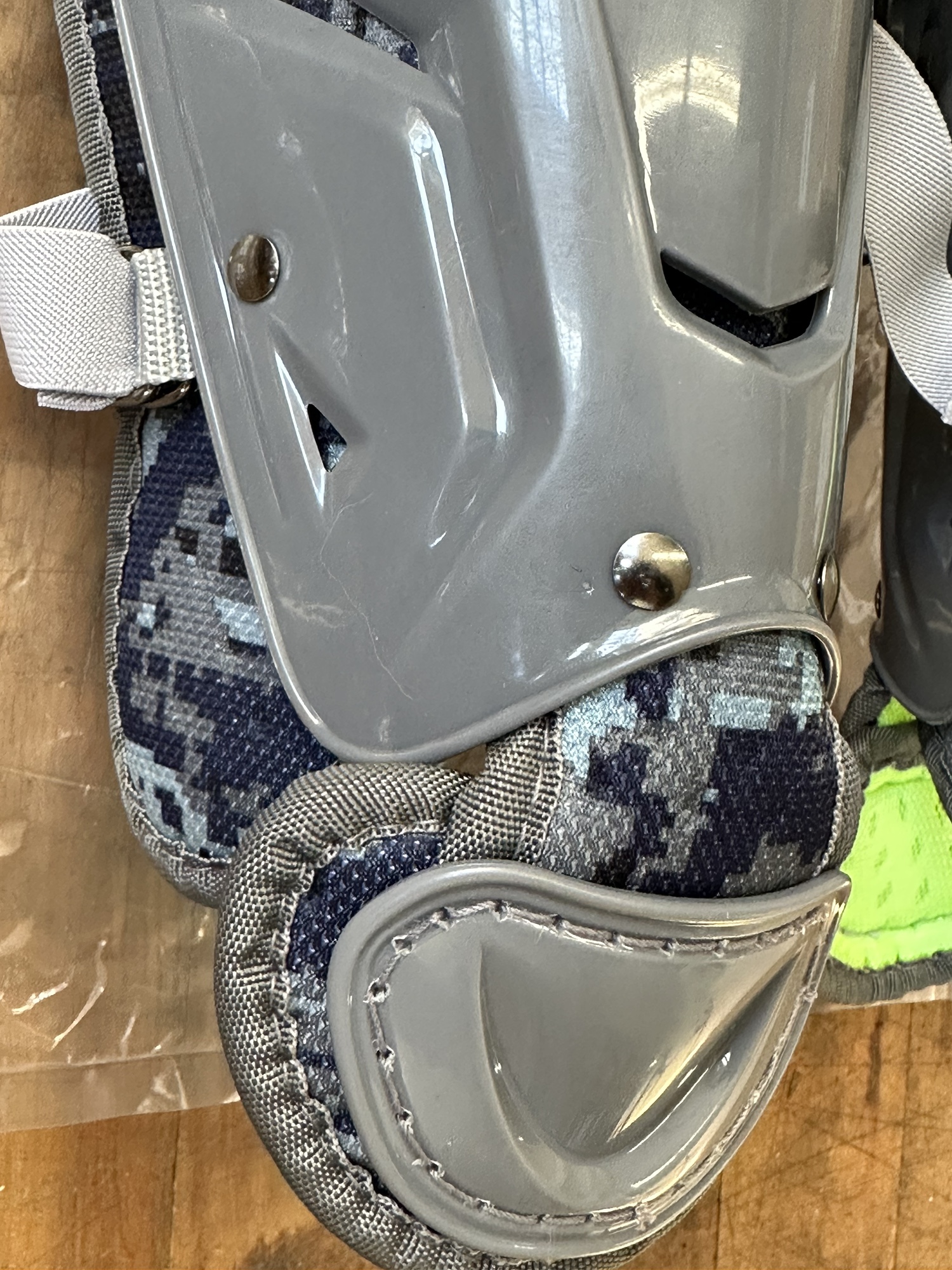 New All-Star System 7 Axis LG912S7X Catcher's Leg Guard Graphite/Digi ...