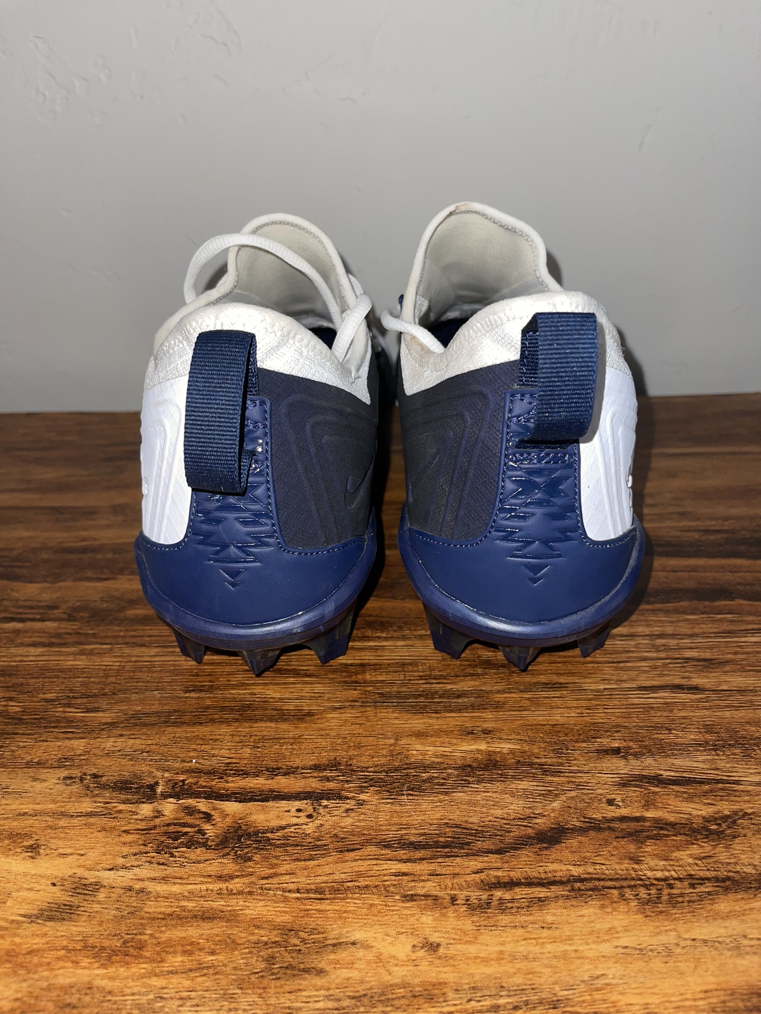 White/Navy Men's Turf Cleats High Top Alpha Huarache 7 Pro | SidelineSwap