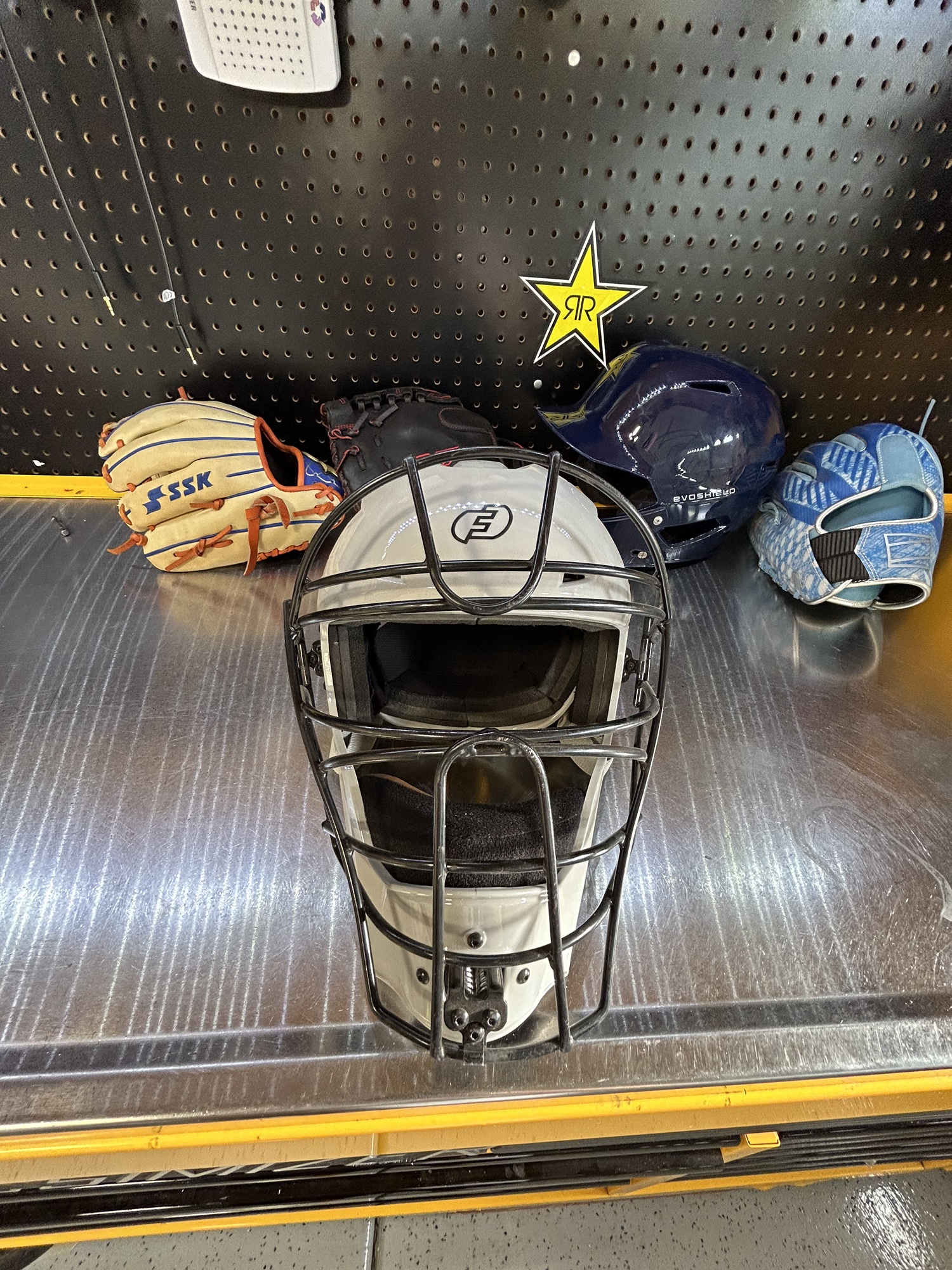 Force 3 Catchers Helmet | SidelineSwap