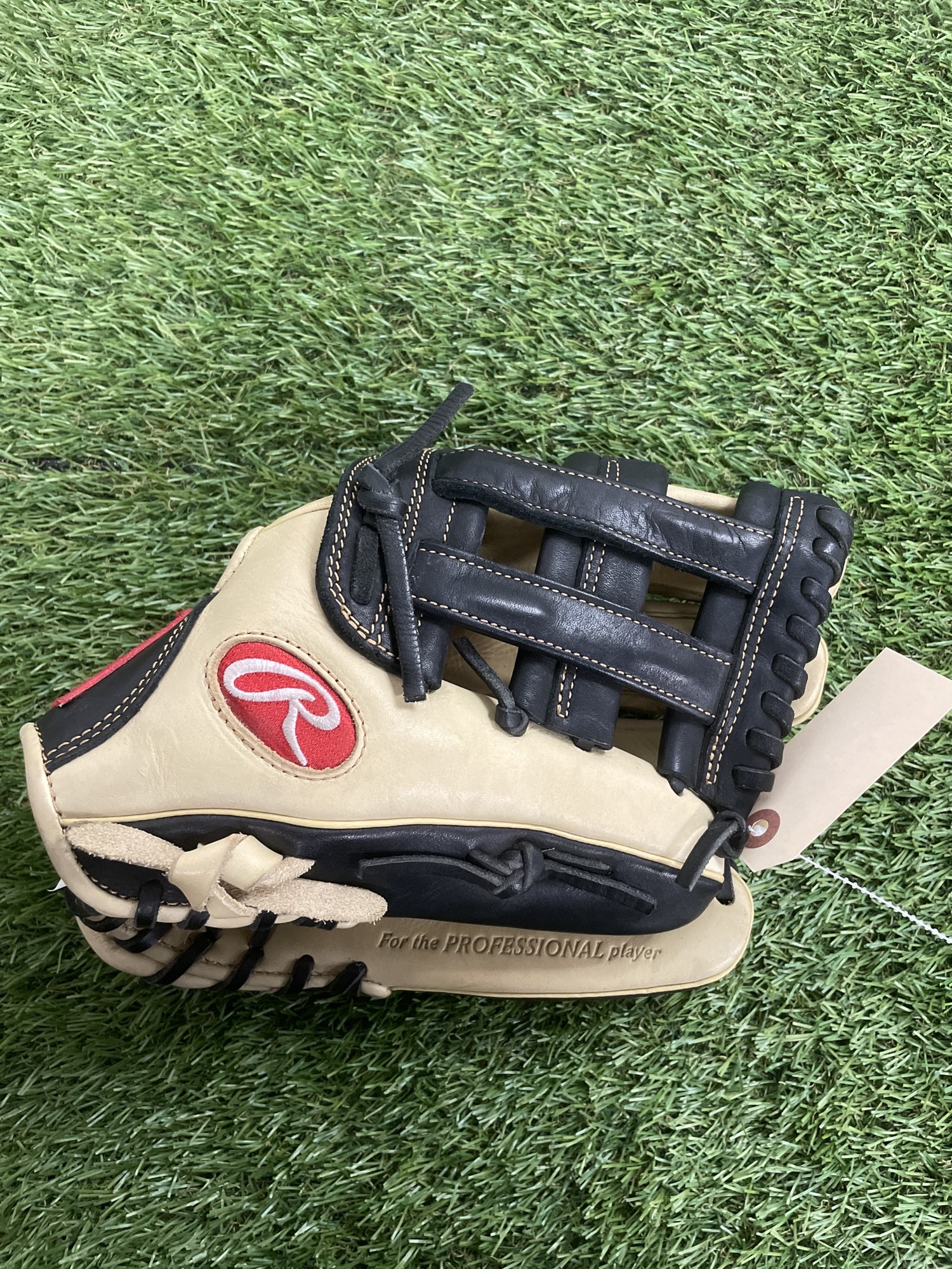 Used Rawlings Gold Glove Elite Right Hand Throw Outfield Baseball Glove 11.75" | SidelineSwap
