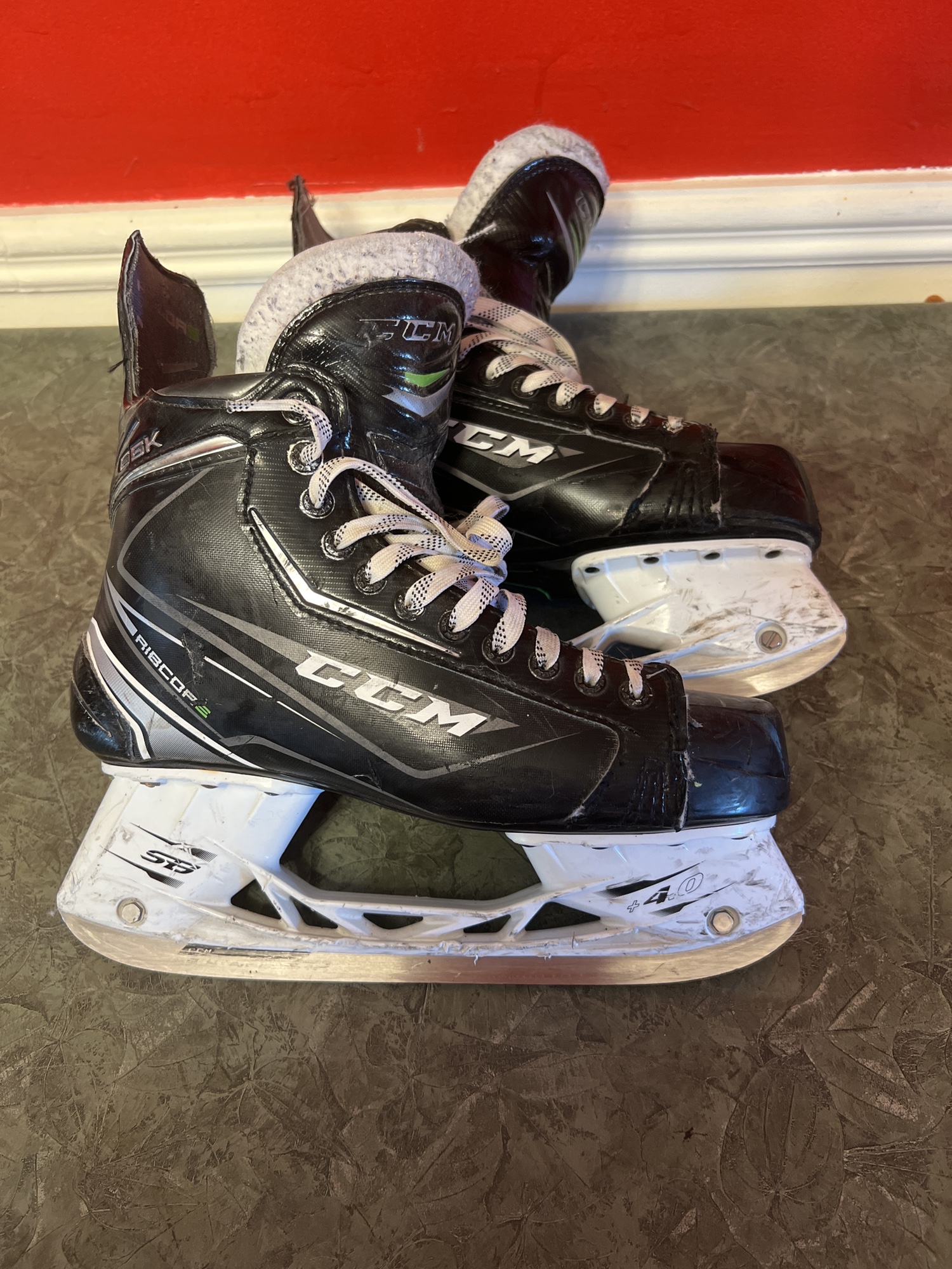 Used CCM Extra Wide Width Size 10 RibCor 66K Hockey Skates | SidelineSwap