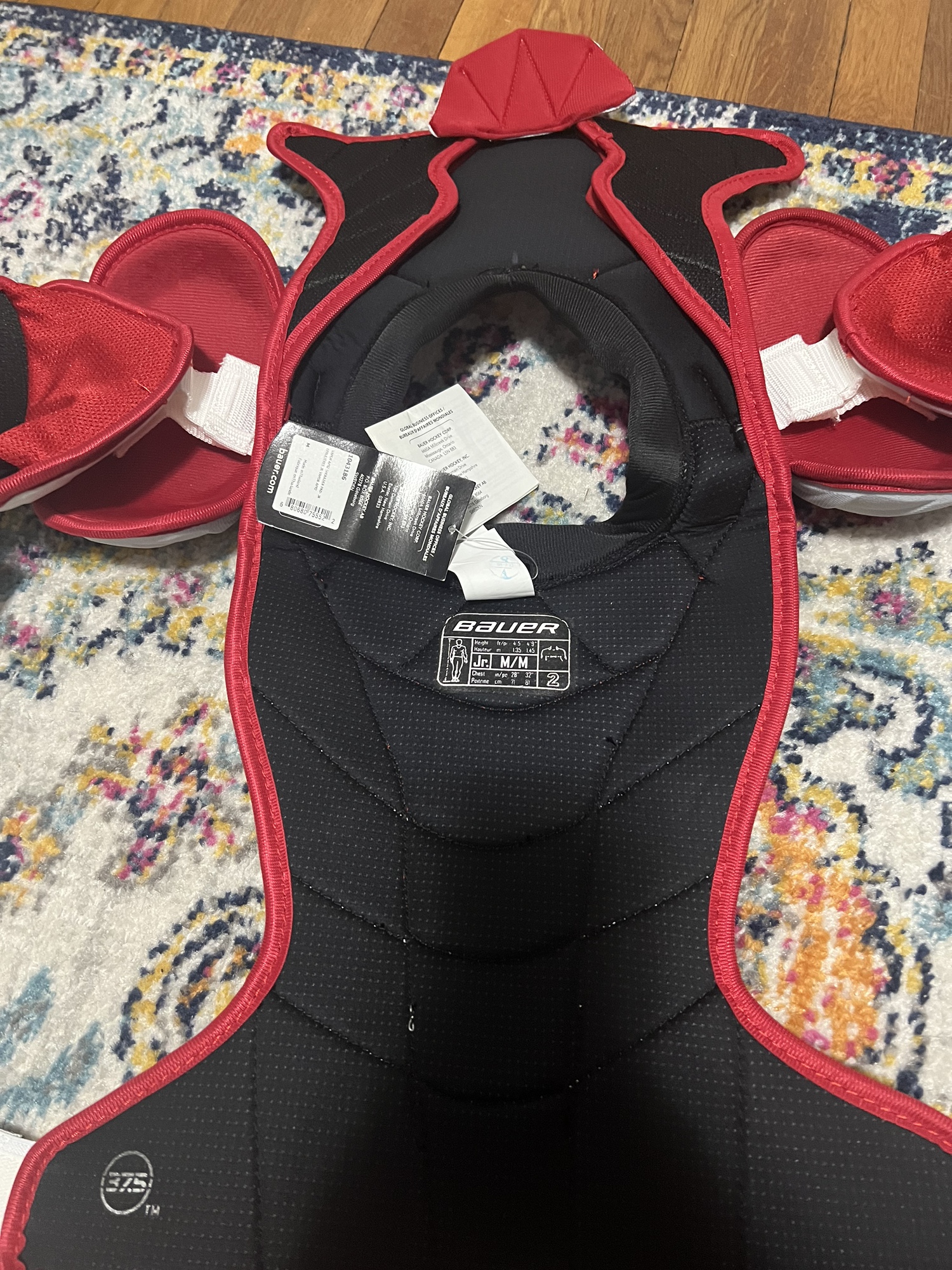 New Medium Bauer Vapor APX2 Shoulder Pads | SidelineSwap