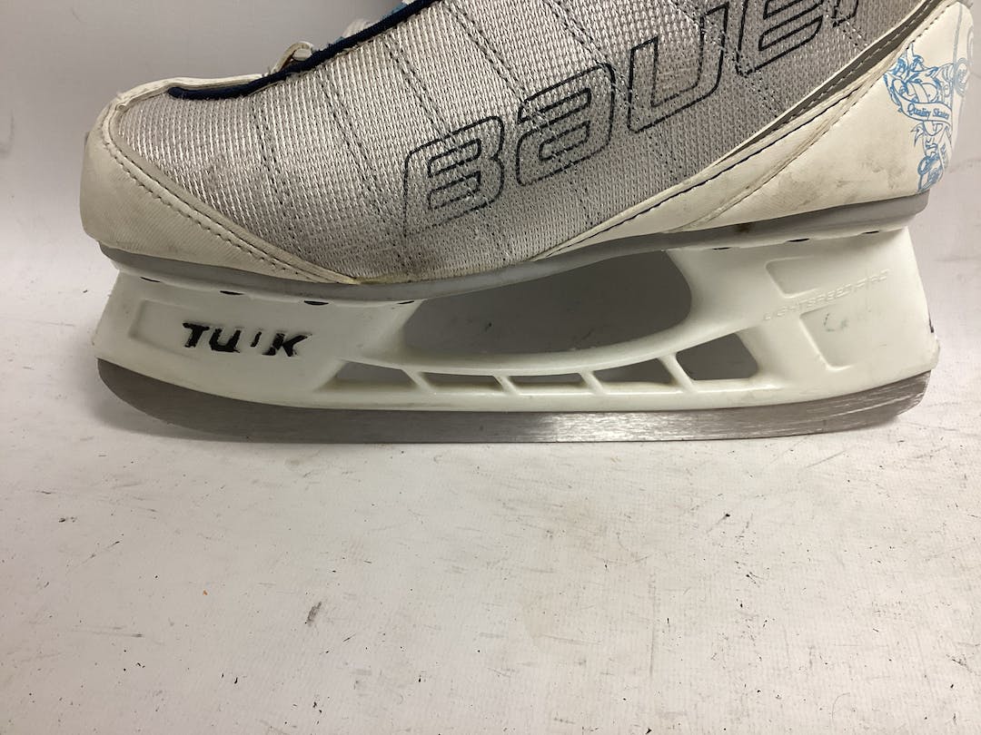 Used Bauer Flow Senior 8 Soft Boot Skates | SidelineSwap