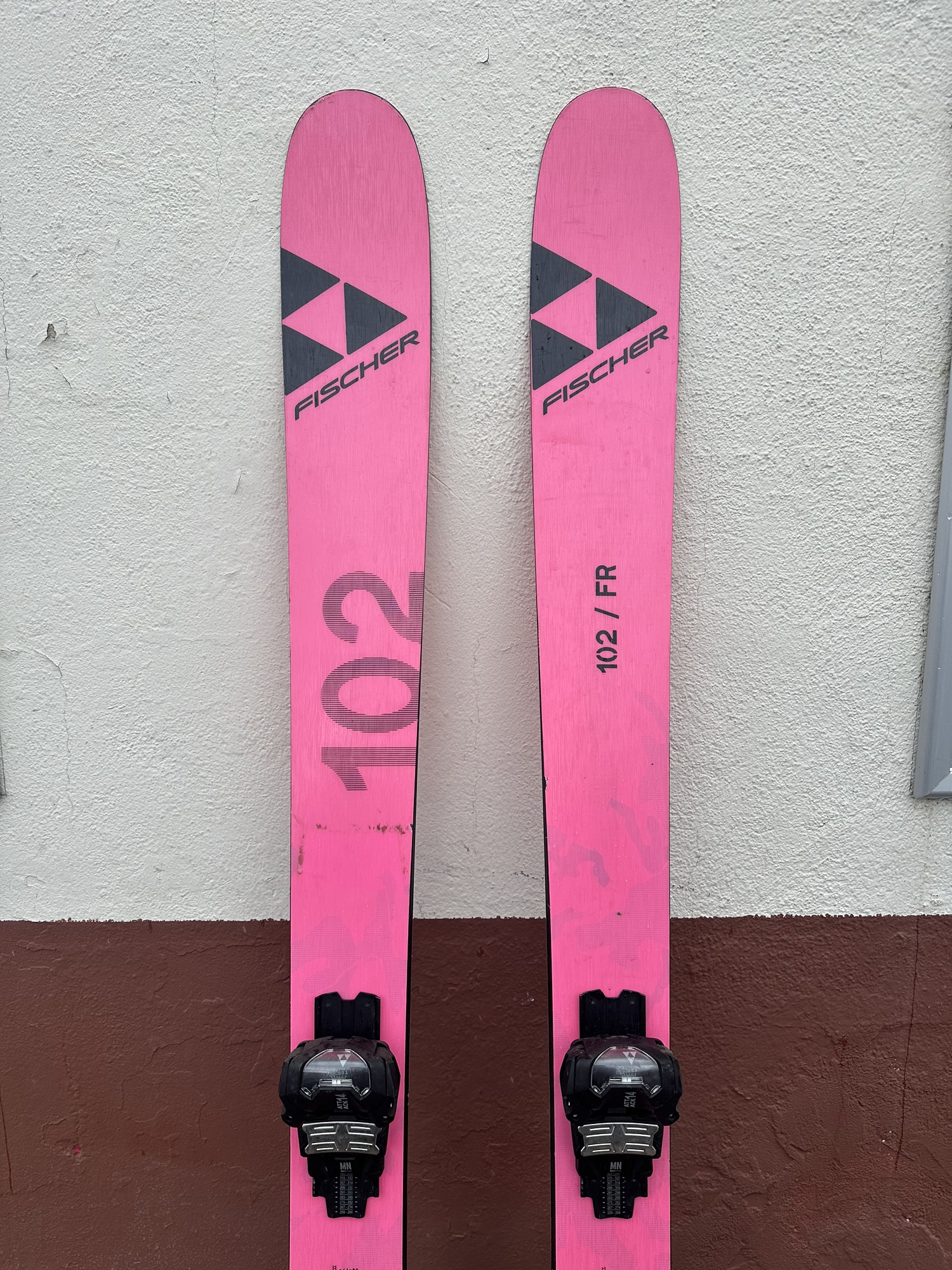 Used Fischer Ranger 102 FR All Mountain With Demo Bindings Max Din 14 ...