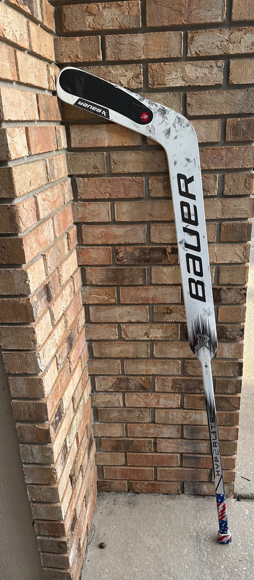 25” Bauer Hyperlite 2 Custom Goalie Stick | SidelineSwap