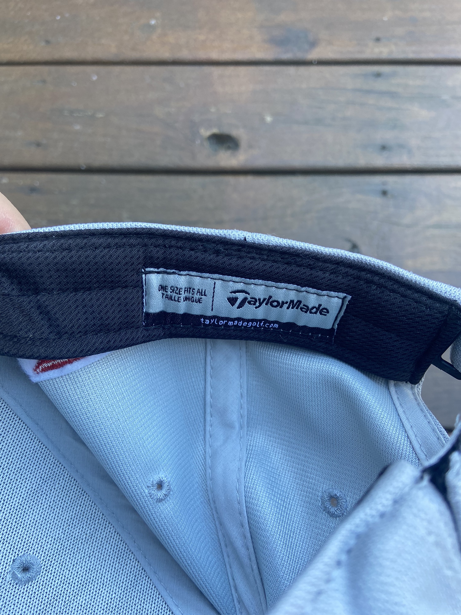 TaylorMade R15 AeroBurner Golf Hat | SidelineSwap