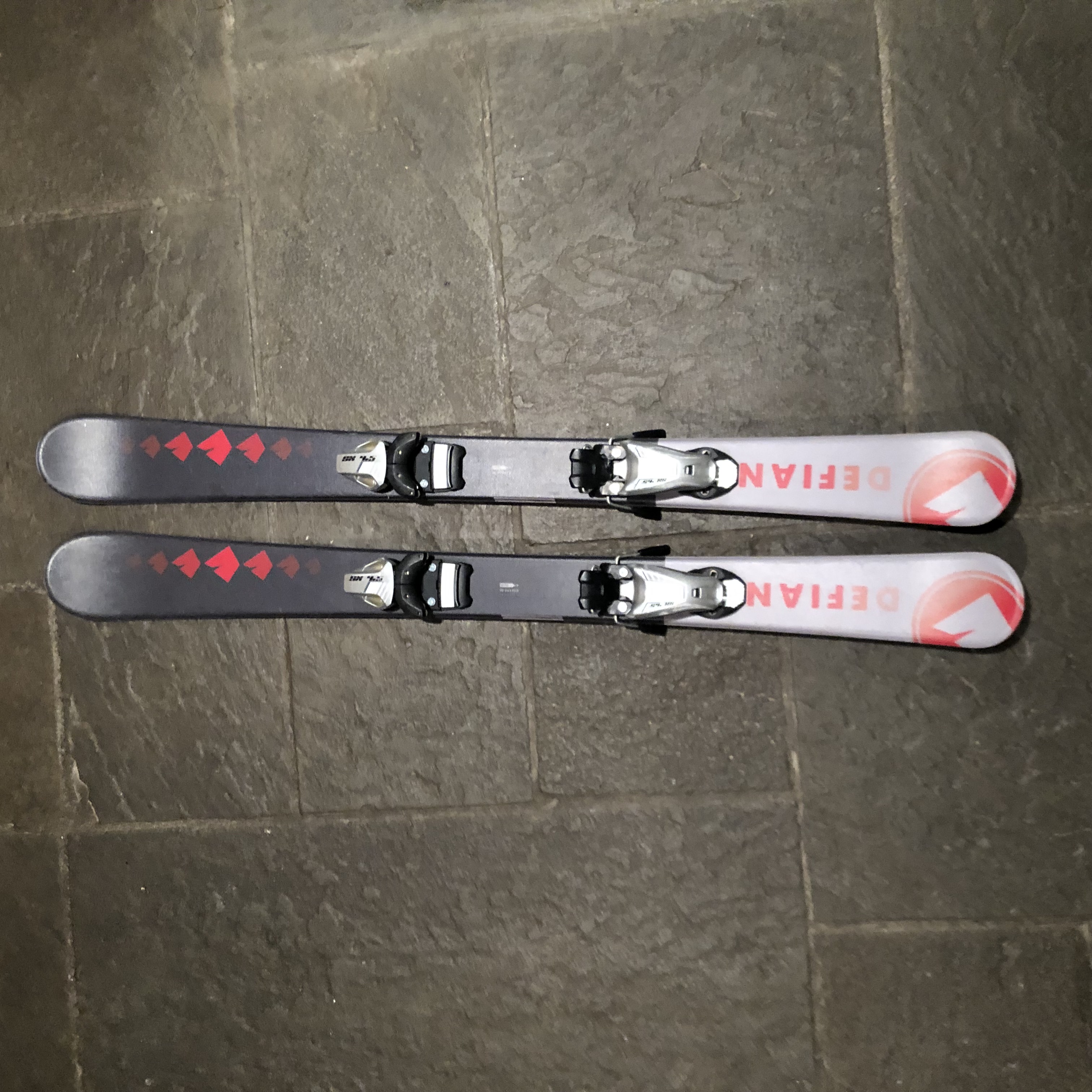Used Kid's 115 cm Defiance Pro Junior Skis 2020 Skis With Bindings ...