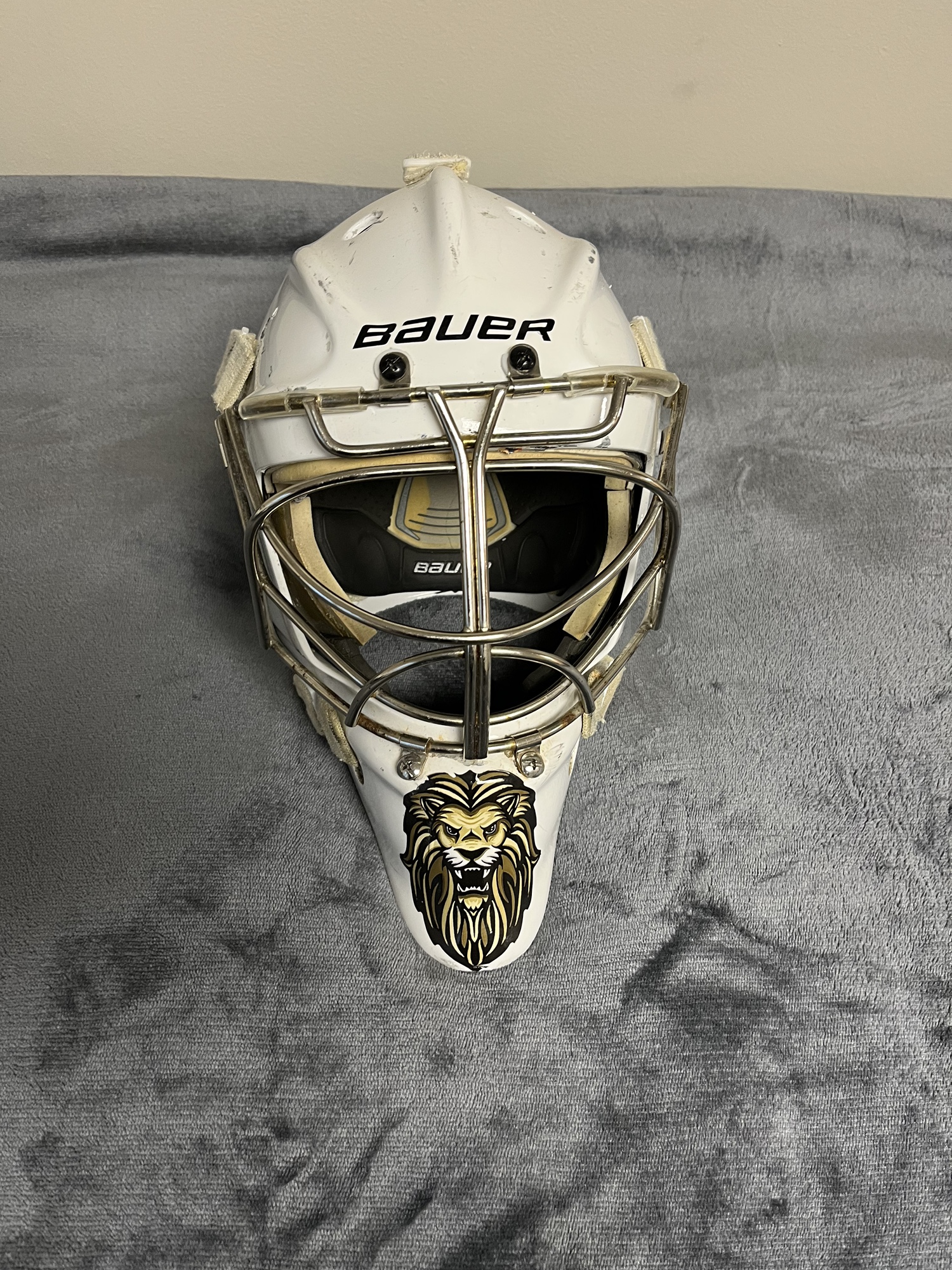 Used Bauer 960 Goalie Mask | SidelineSwap