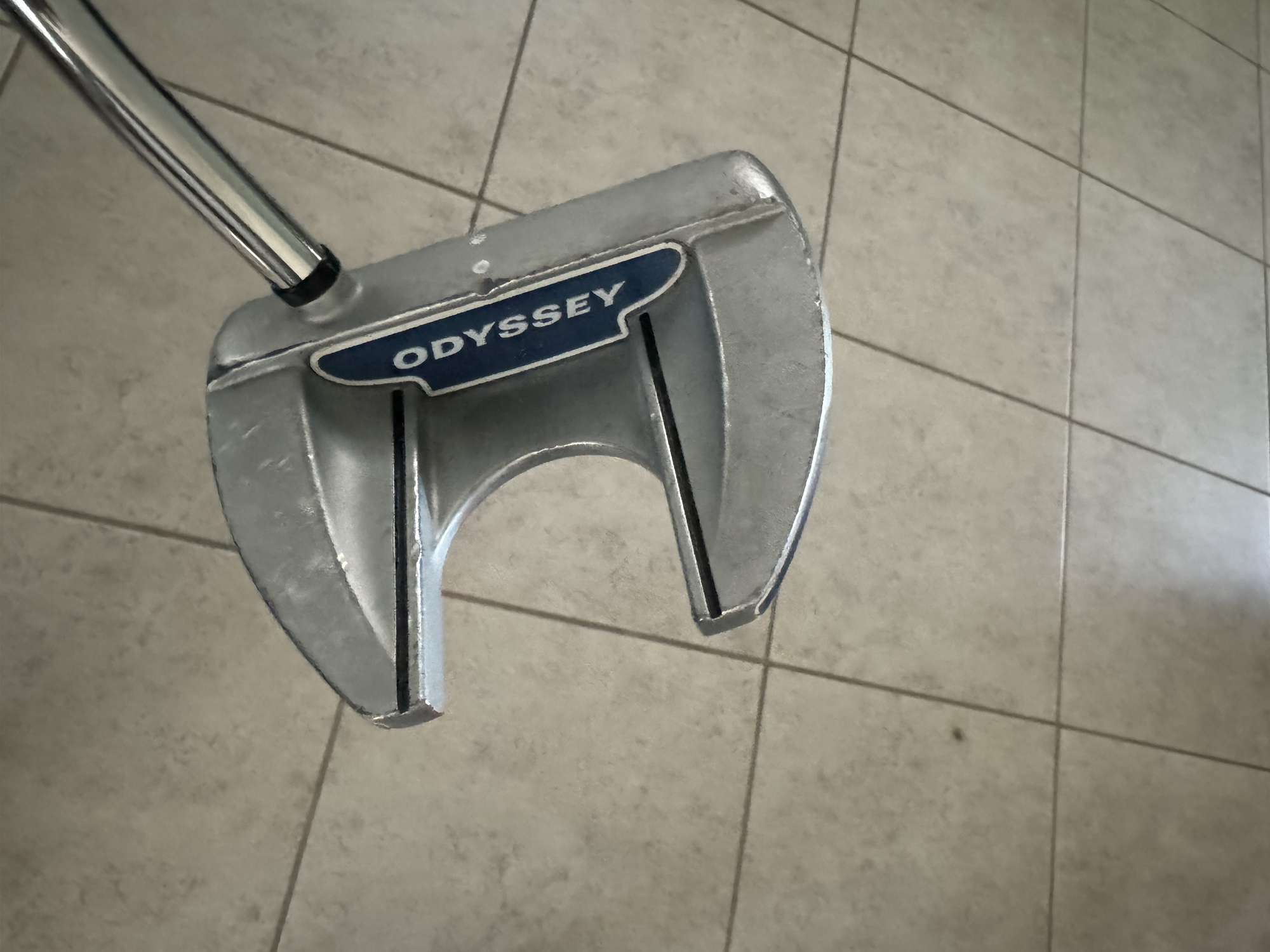 Odyssey White Hot RX V-Line Fang Putter With original head cover ...