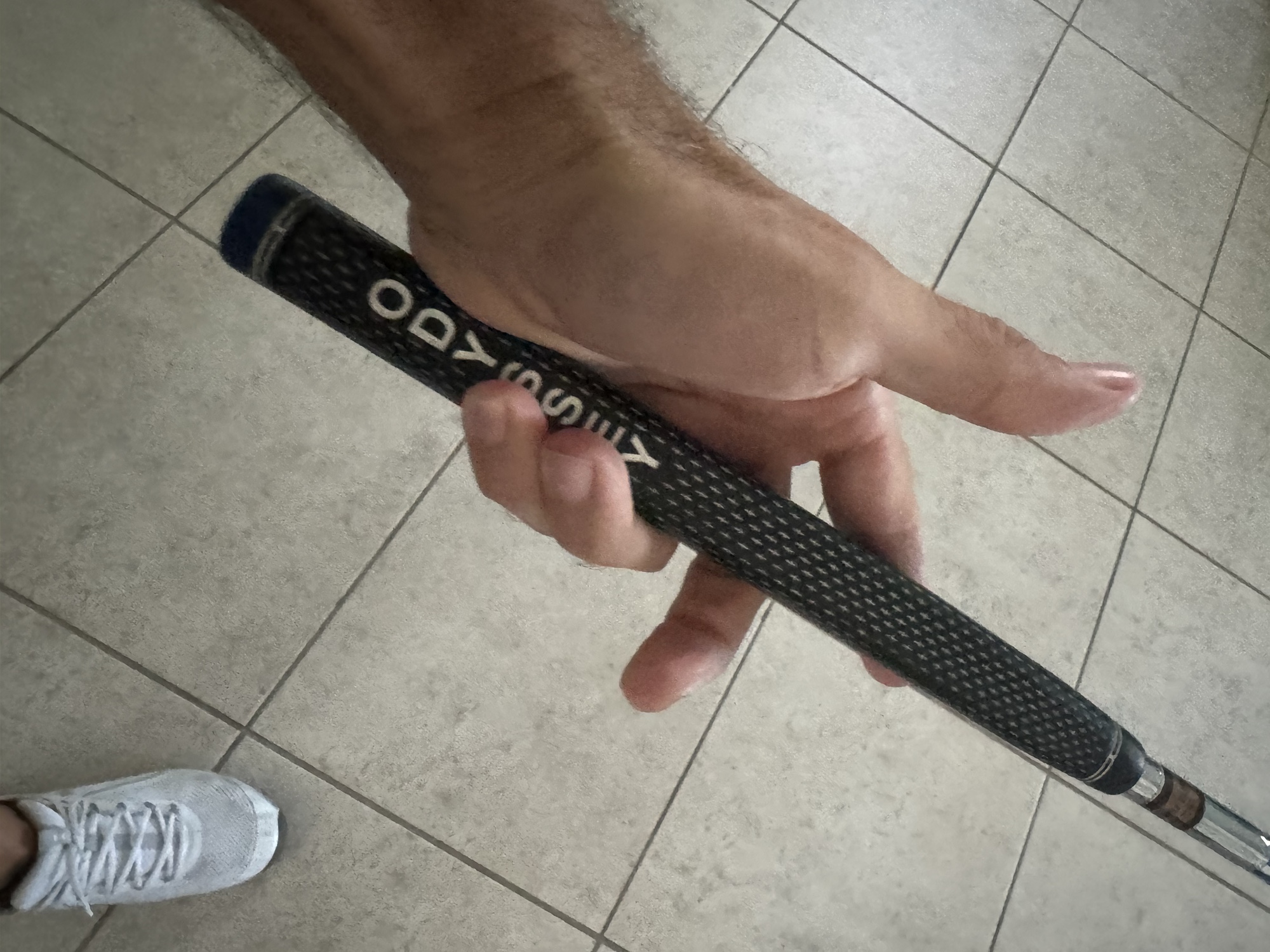 Odyssey White Hot RX V-Line Fang Putter With original head cover ...