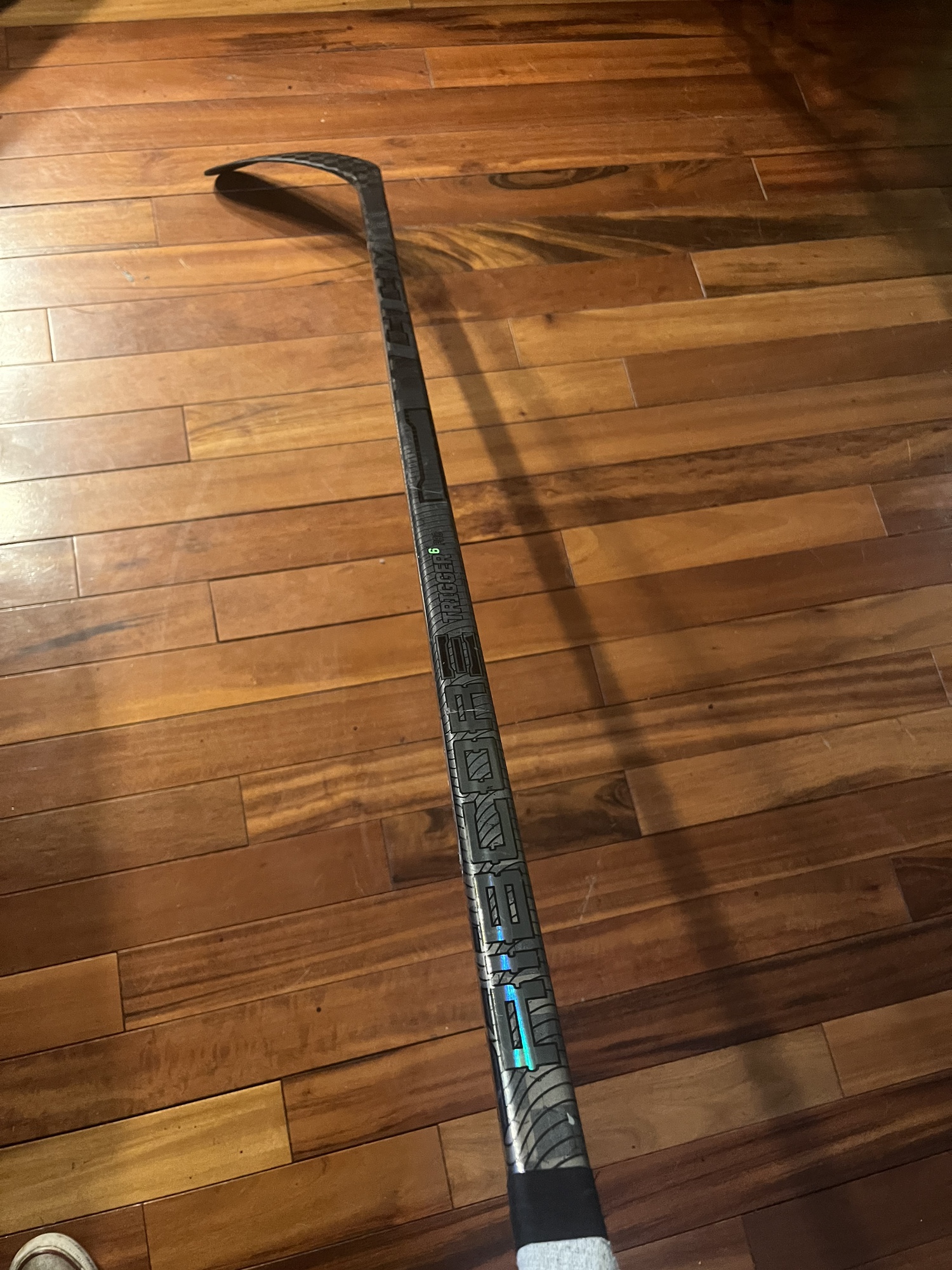 CCM Trigger 6 Pro, Intermediate RH | SidelineSwap