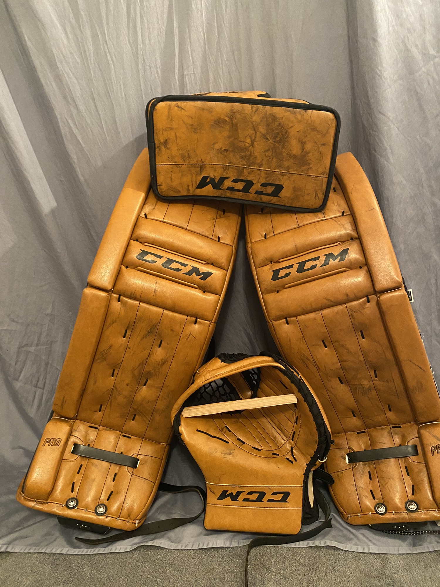 34+2” CCM Retro flex full set | SidelineSwap