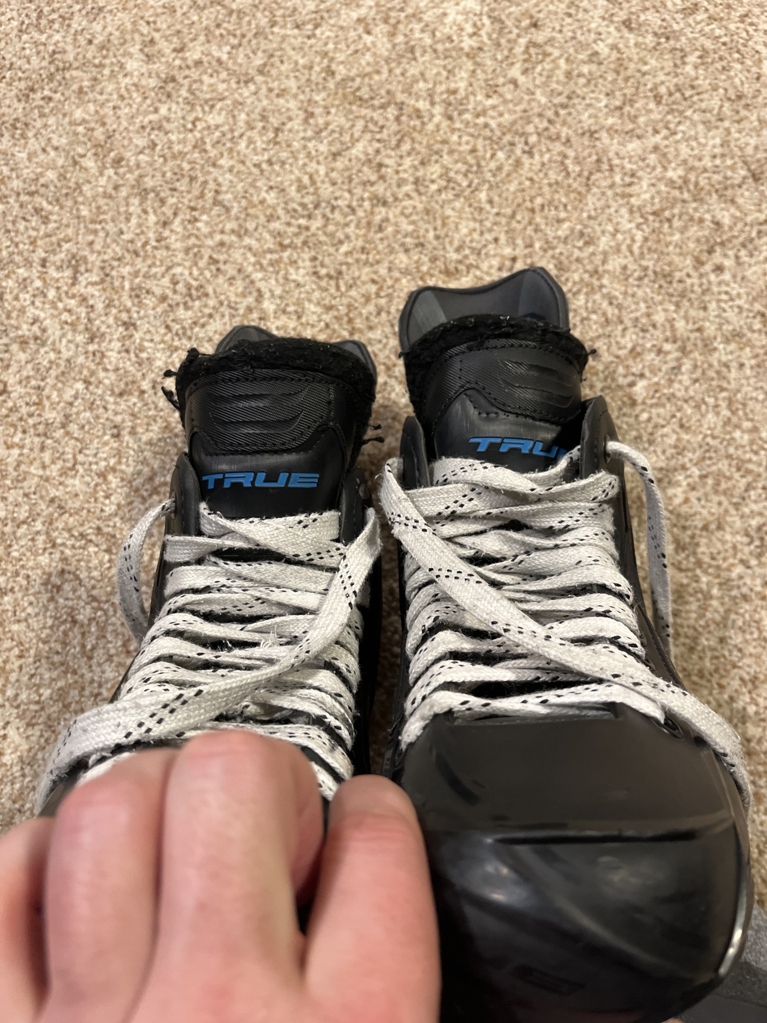 Used True Regular Width Pro Stock 8 Pro Custom Hockey Skates | SidelineSwap