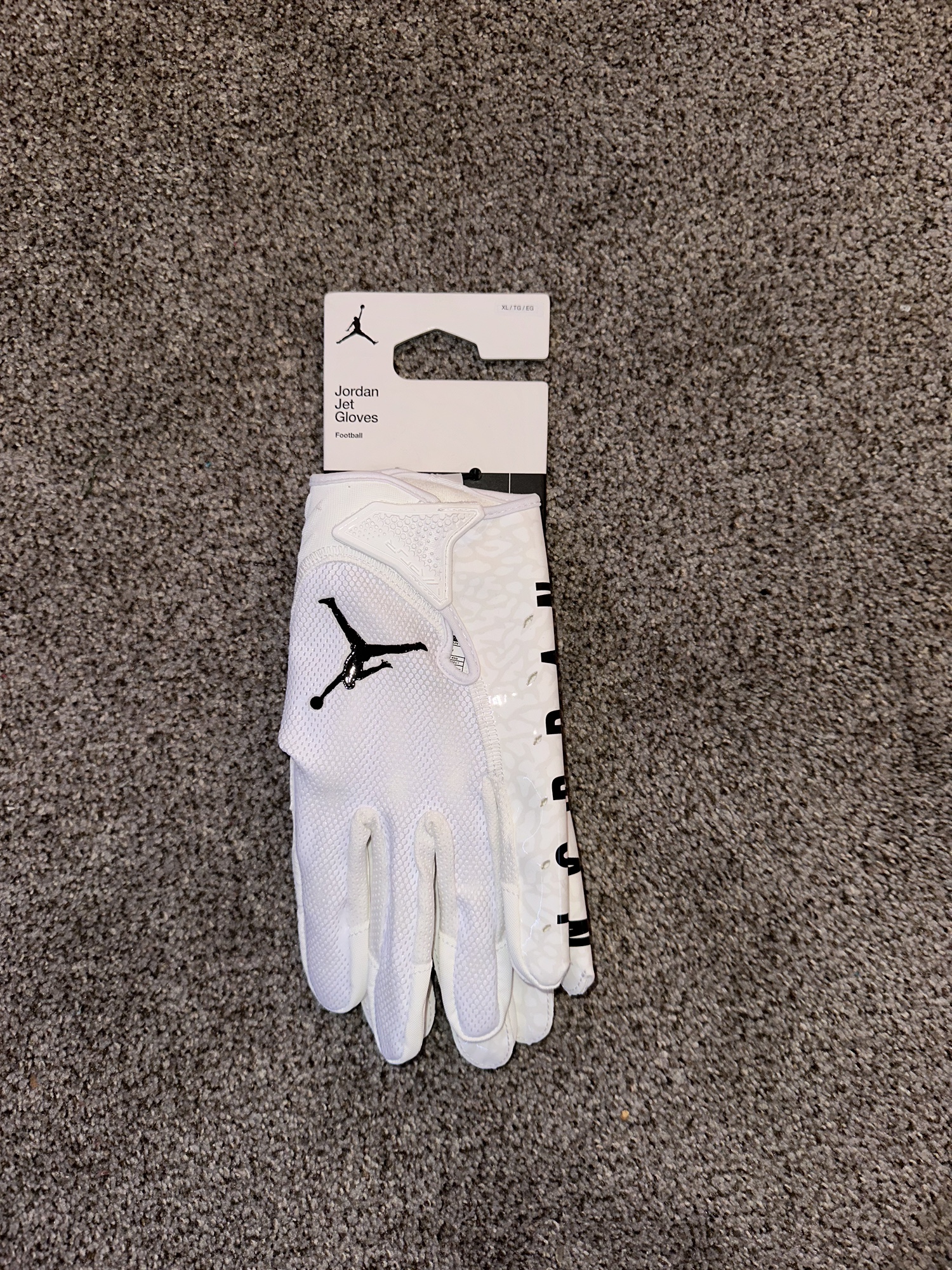 Jordan jet gloves | SidelineSwap