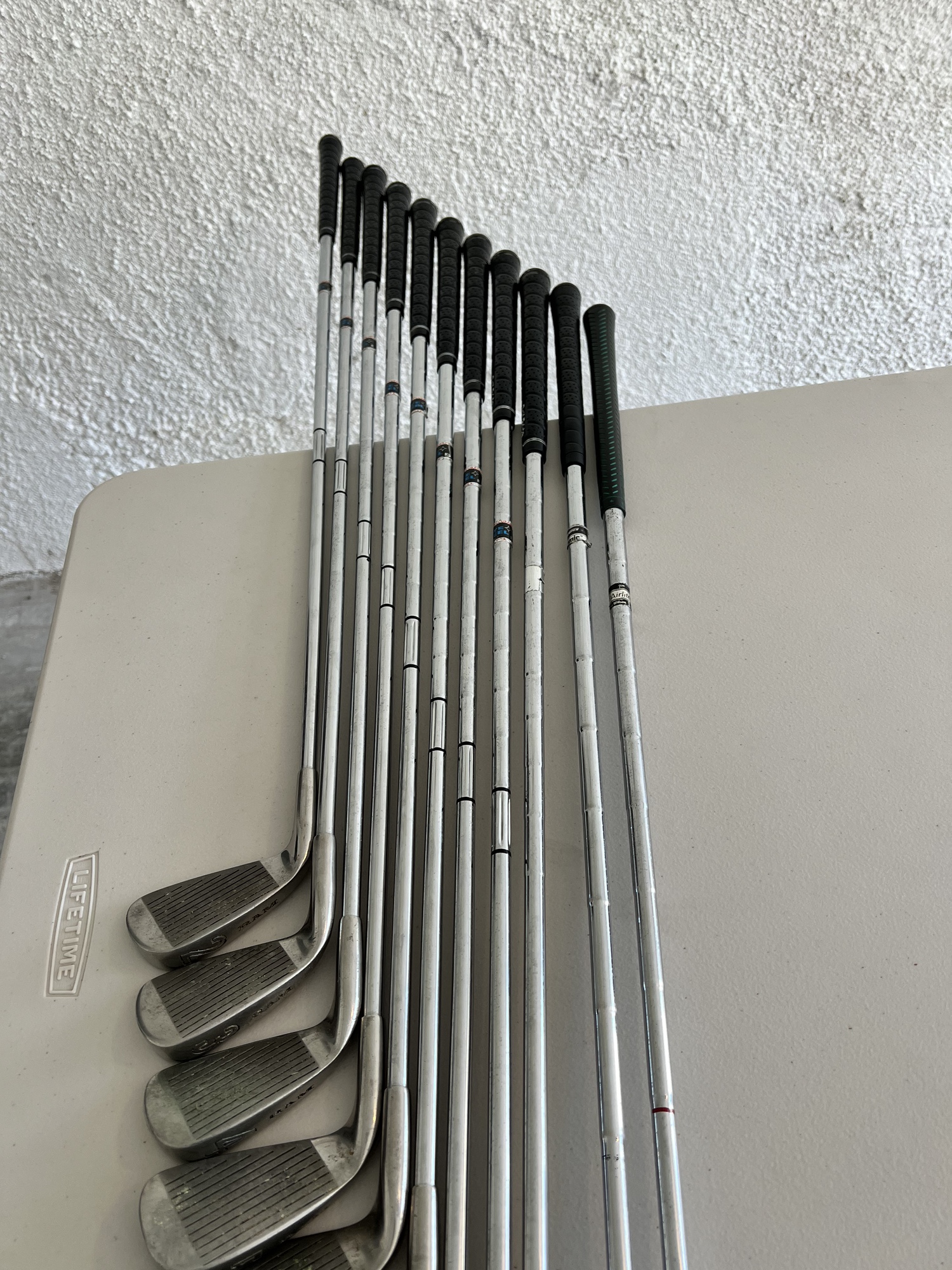 Golf Irons Set | SidelineSwap