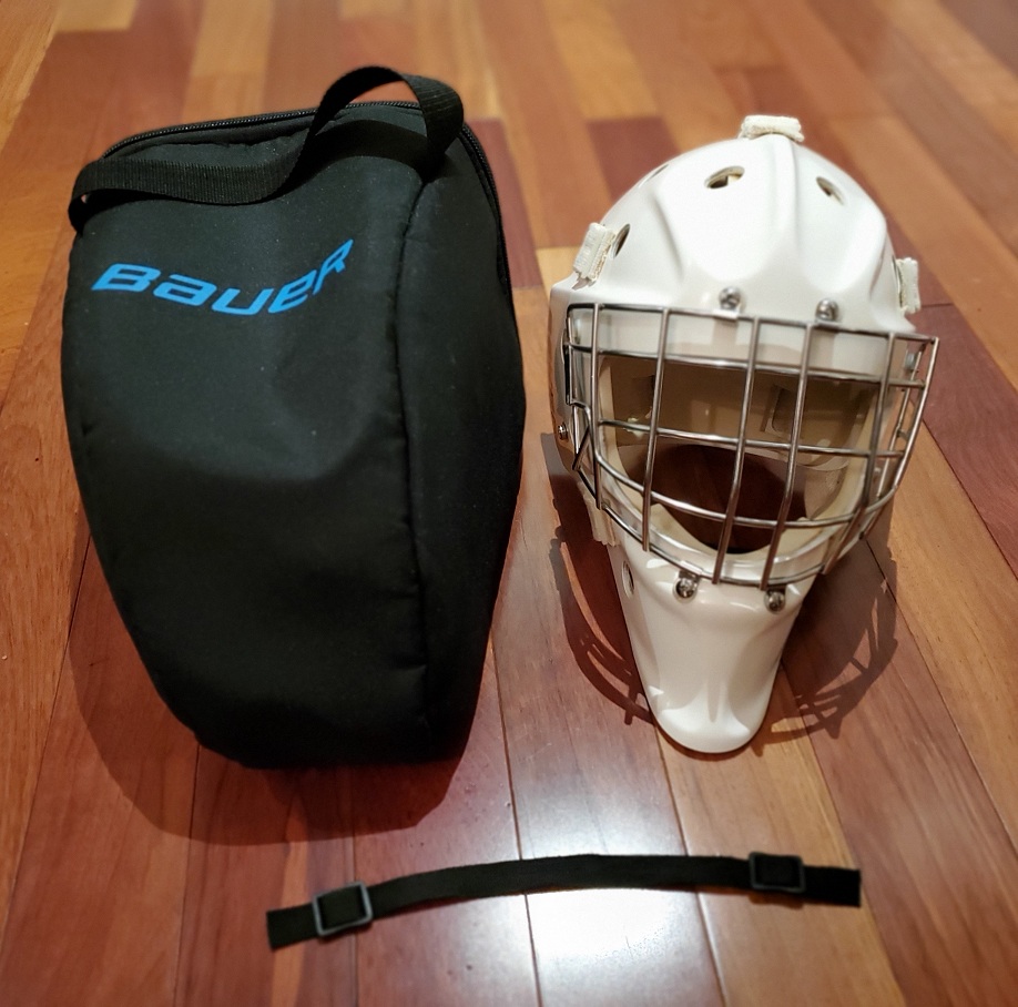 Senior Bauer 960 Pro Goalie Mask | SidelineSwap