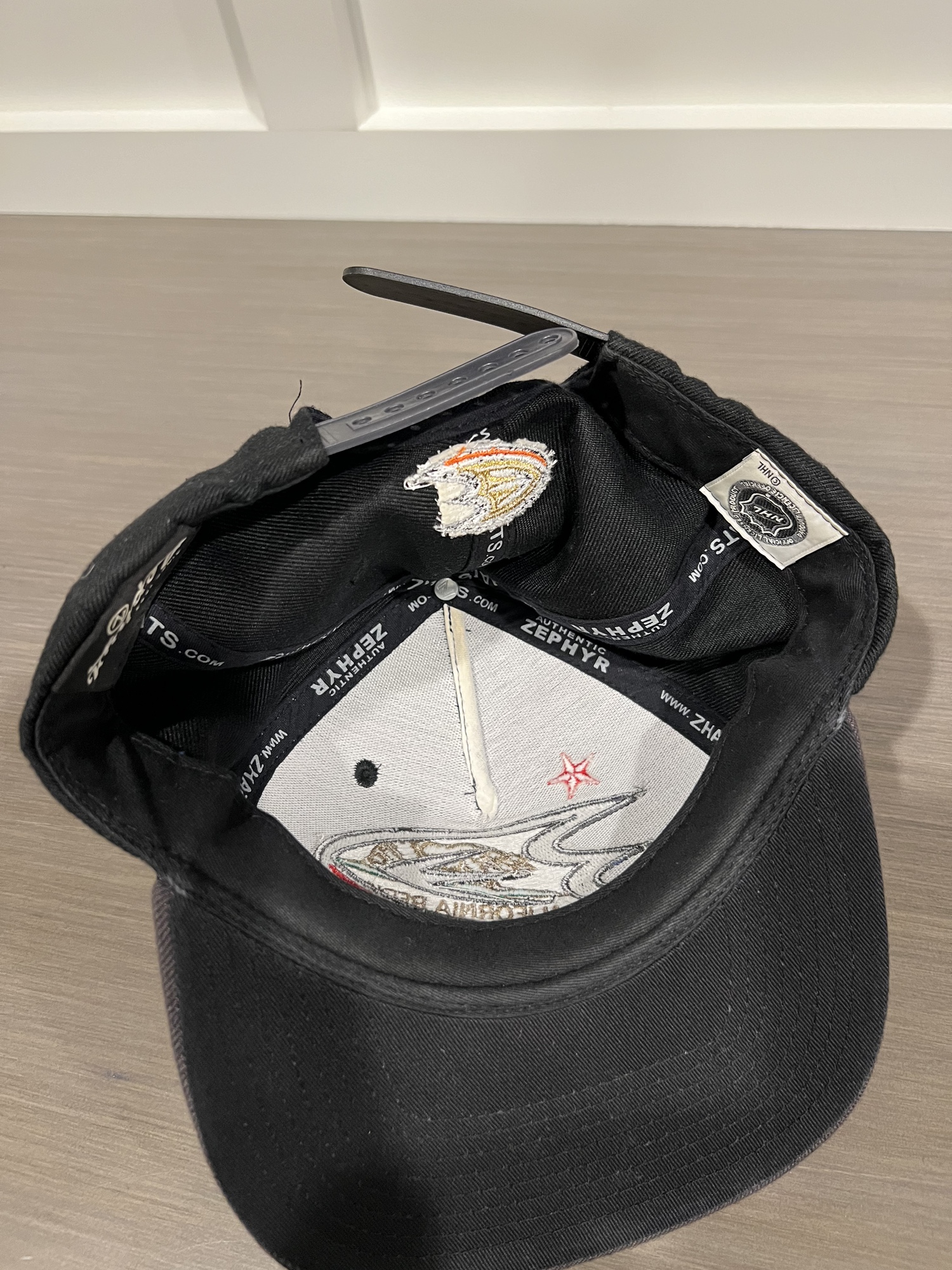 Anaheim Ducks SnapBack Hat | SidelineSwap