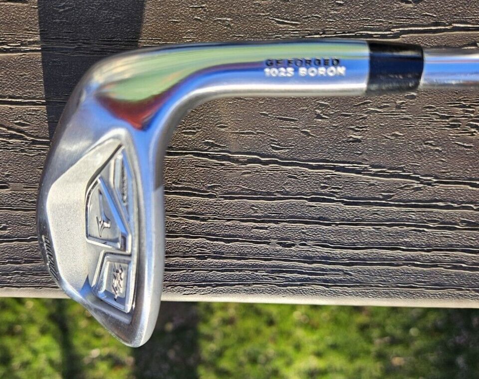 Used Men's Mizuno Right Handed JPX 850 Wedge G Wedge | SidelineSwap
