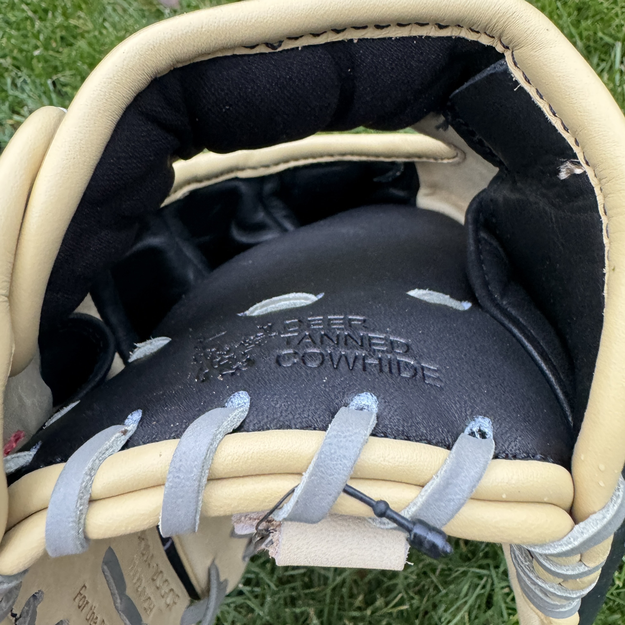 Rawlings Heart of the Hide R2G ContoUR 11.5” RHT Infield Baseball Glove ...