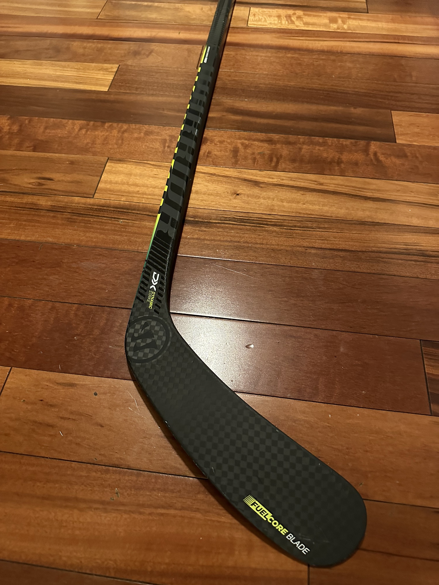 Warrior Alpha DX Senior Stick Right Hand W03 75 flex grip | SidelineSwap