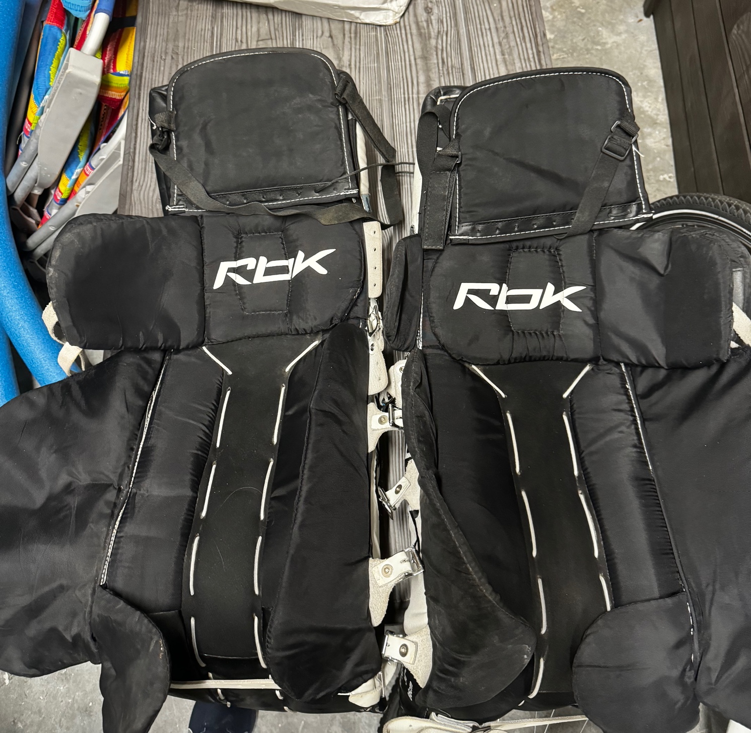 30" Reebok 6K Goalie Leg Pads | SidelineSwap