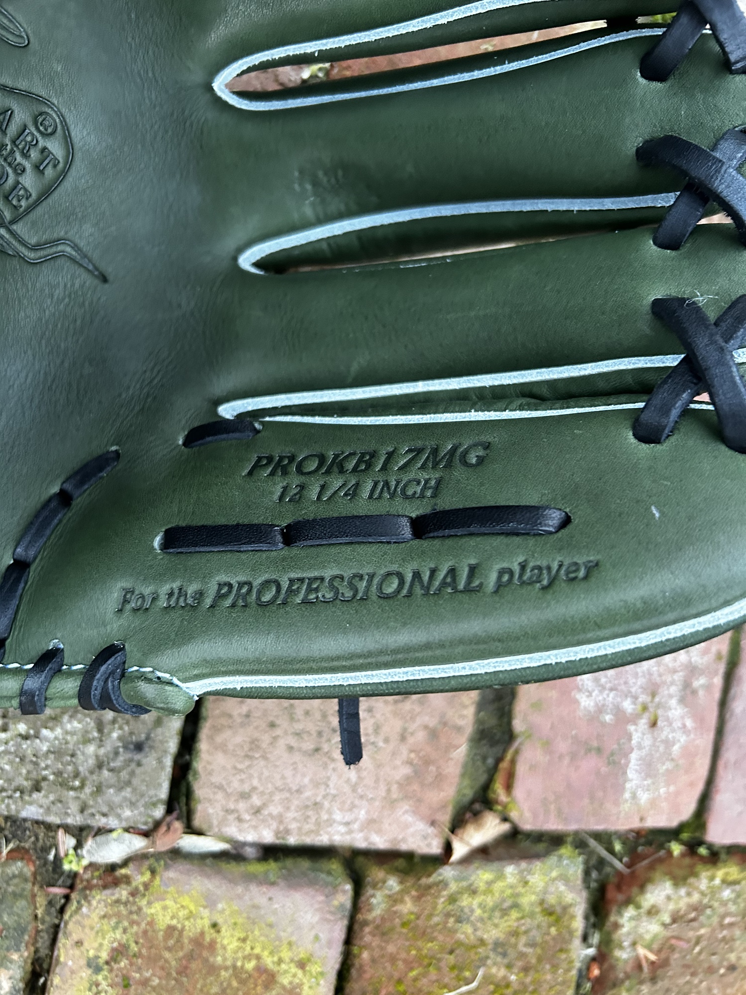 NWOT Rawlings Heart of the Hide Military Green KB17 | SidelineSwap