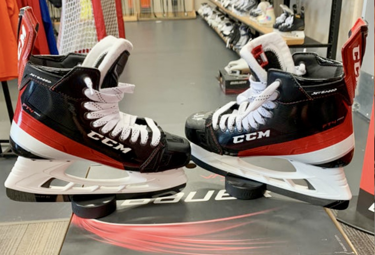 CCM JetSpeed FT4 Pro Size 9 Hockey Skates | SidelineSwap