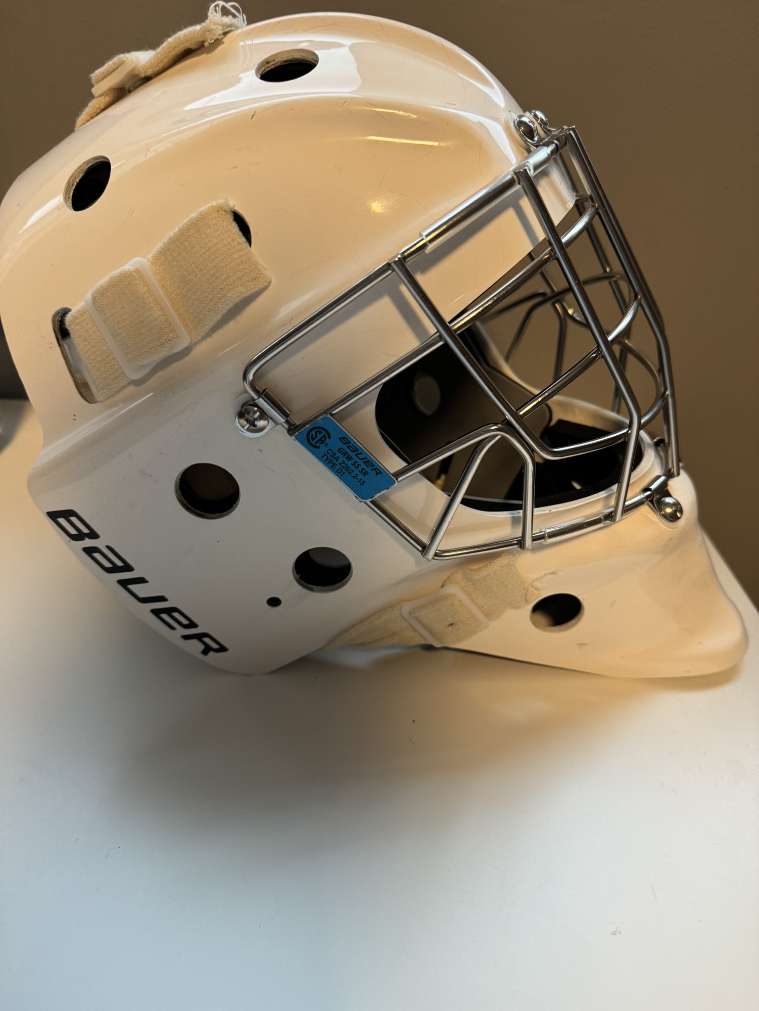 Used Bauer 960 Goalie Mask - New Padding | SidelineSwap