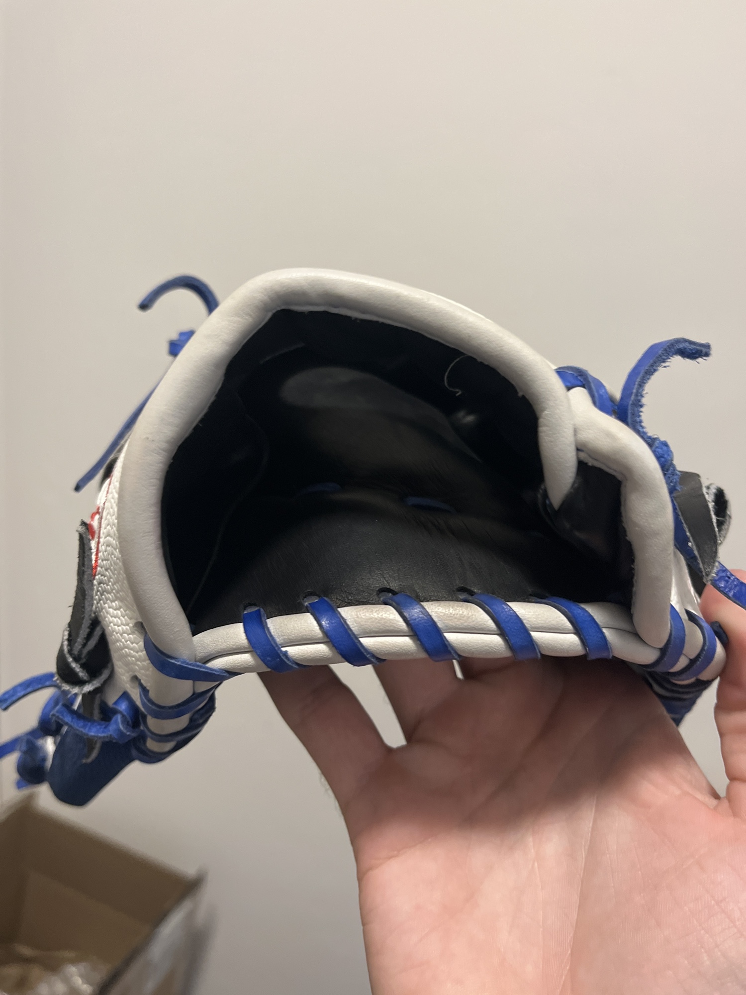 Wilson a2k mb50 12.5 lefty baseball glove | SidelineSwap