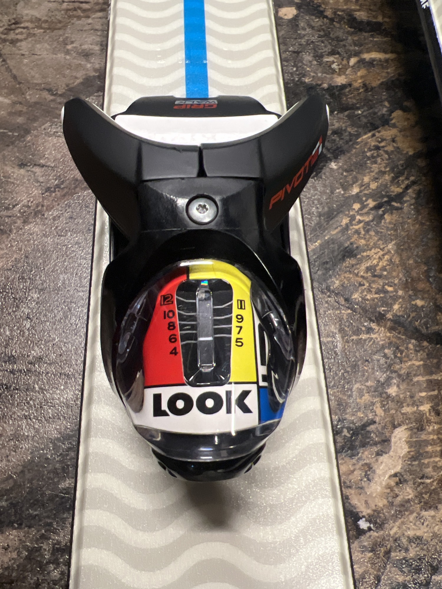 Used 172cm 2021 Line Sick Day 88 Skis with Look Pivot Bindings ...