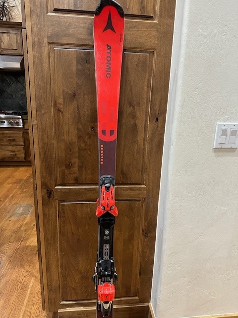 Men's Atomic 165 cm Redster S9 Skis With Bindings | SidelineSwap