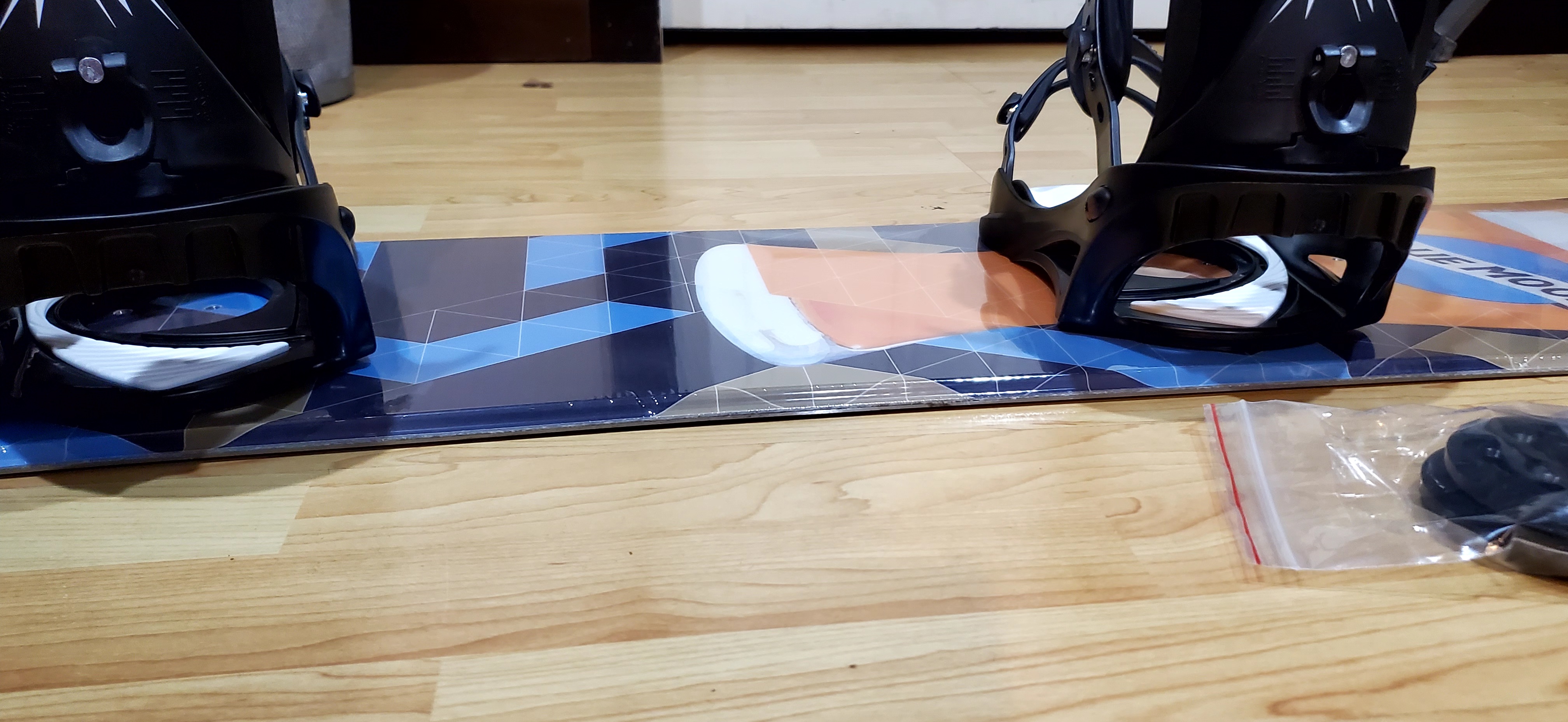 New Men's Blue moon Snowboard 155cm Freestyle With Bindings Large True ...