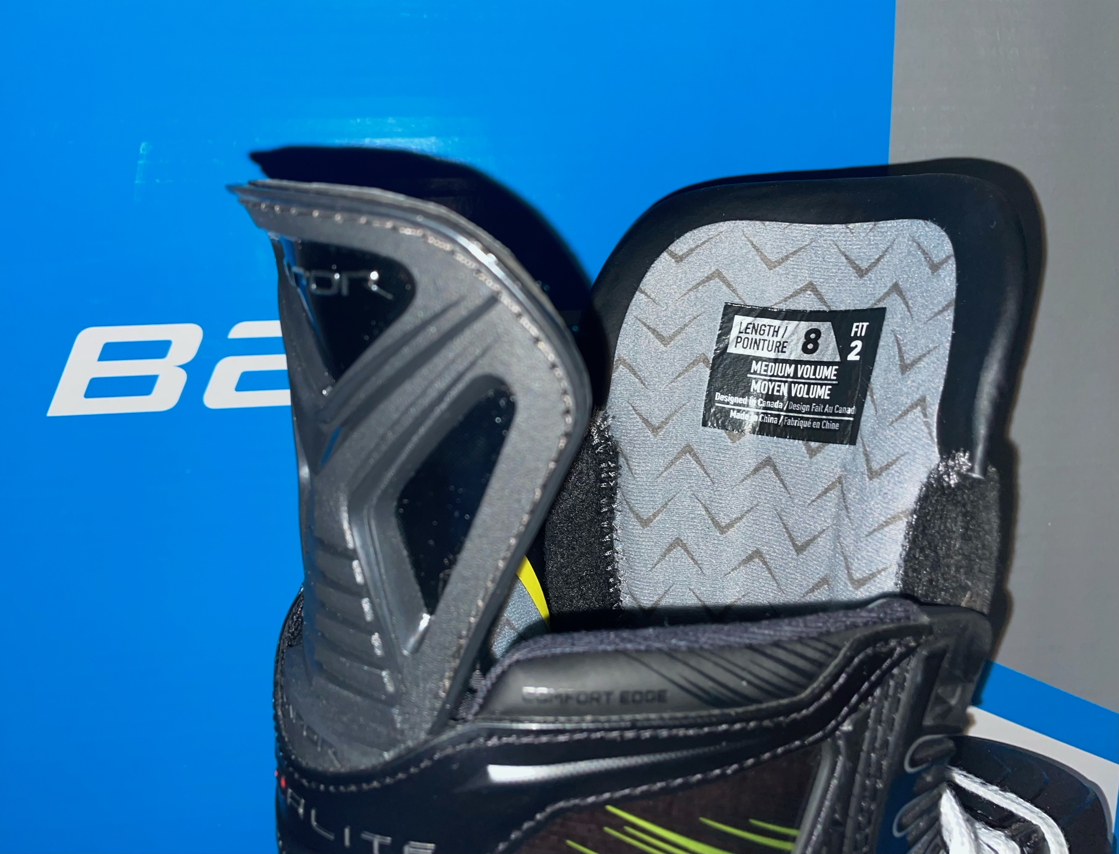 Senior New Bauer Vapor Hyperlite 2 Hockey Skates Size 8.0 Fit 2 w/ TI ...