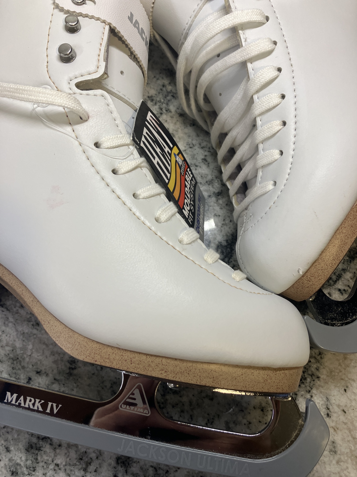 New Jackson Ultima Evo Size 5 Figure Skates Sidelineswap