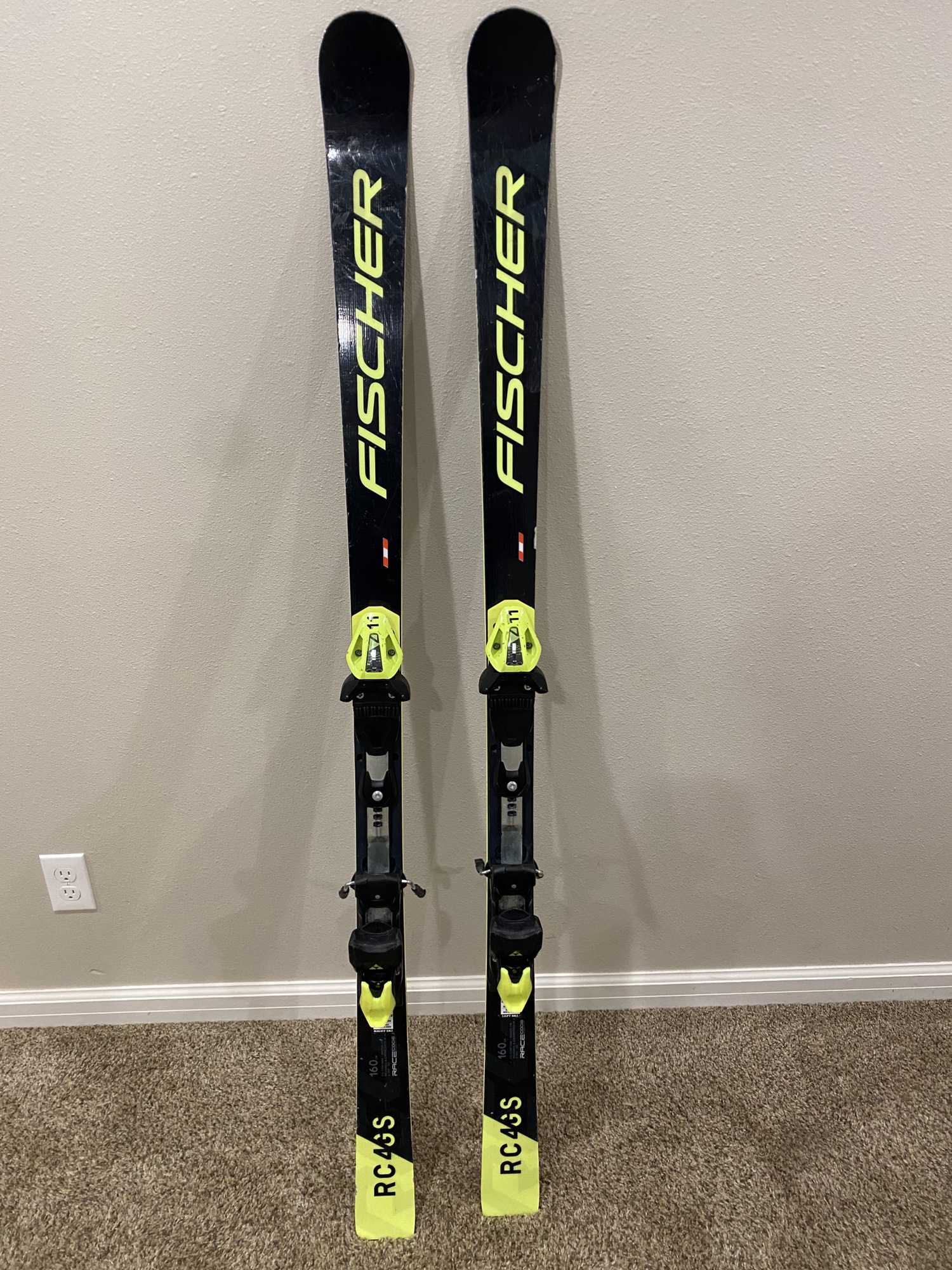 Used Fischer 160 GS RC4 race ski’s | SidelineSwap