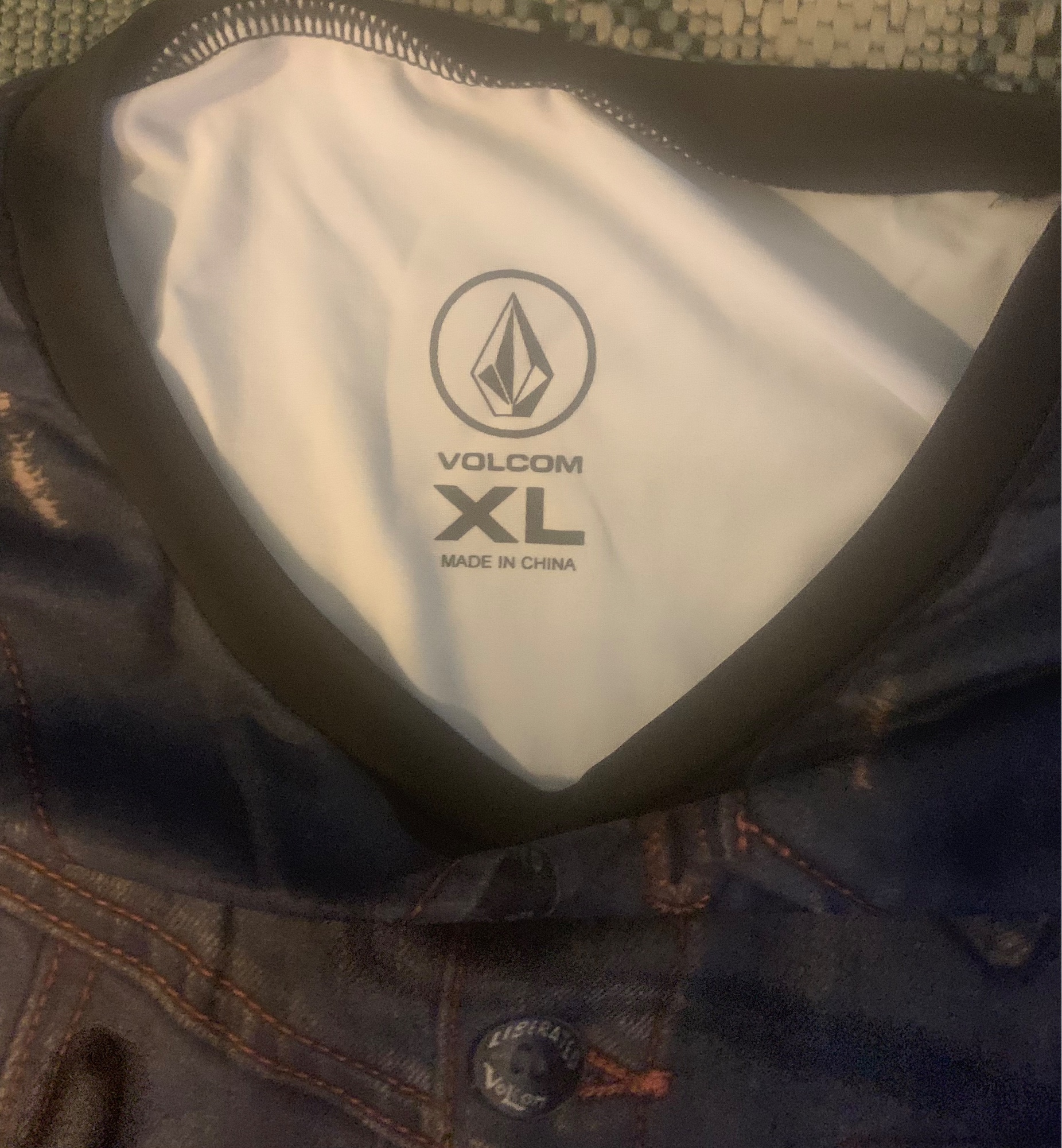 Volcom Longsleeve Rash Guard | SidelineSwap